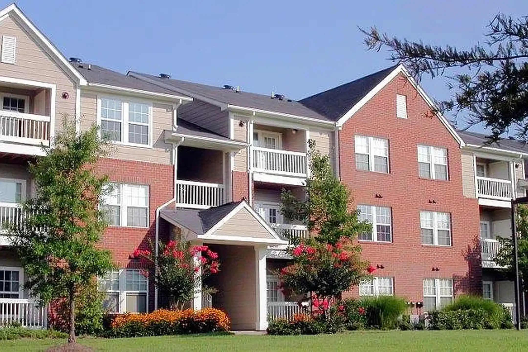 The Crossings at Short Pump - 3400 Cox Rd - Richmond, VA | Rent.