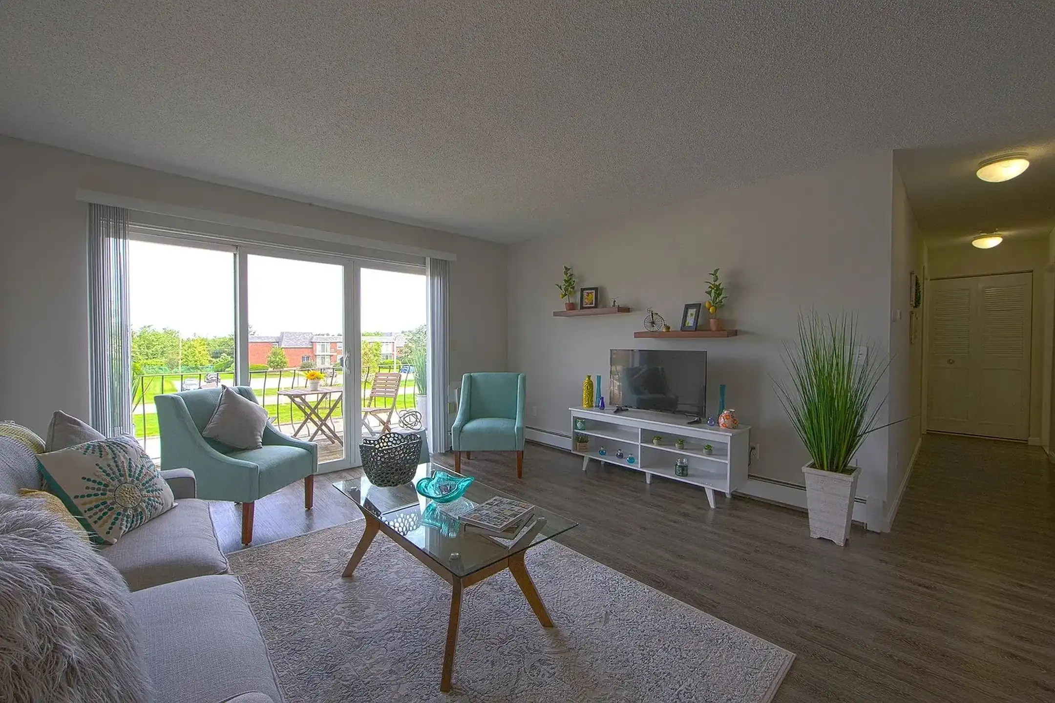 Northgate Apartments - 3 Admiralty Dr - Middletown, RI | Rent.