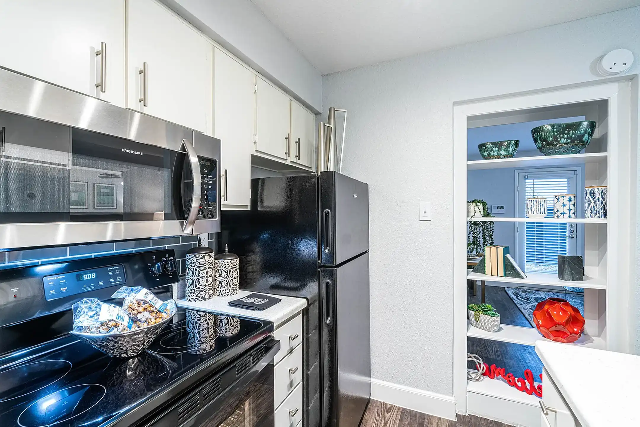 The Edge at Clear Lake - 2323 W Bay Area Blvd - Webster, TX | Rent.