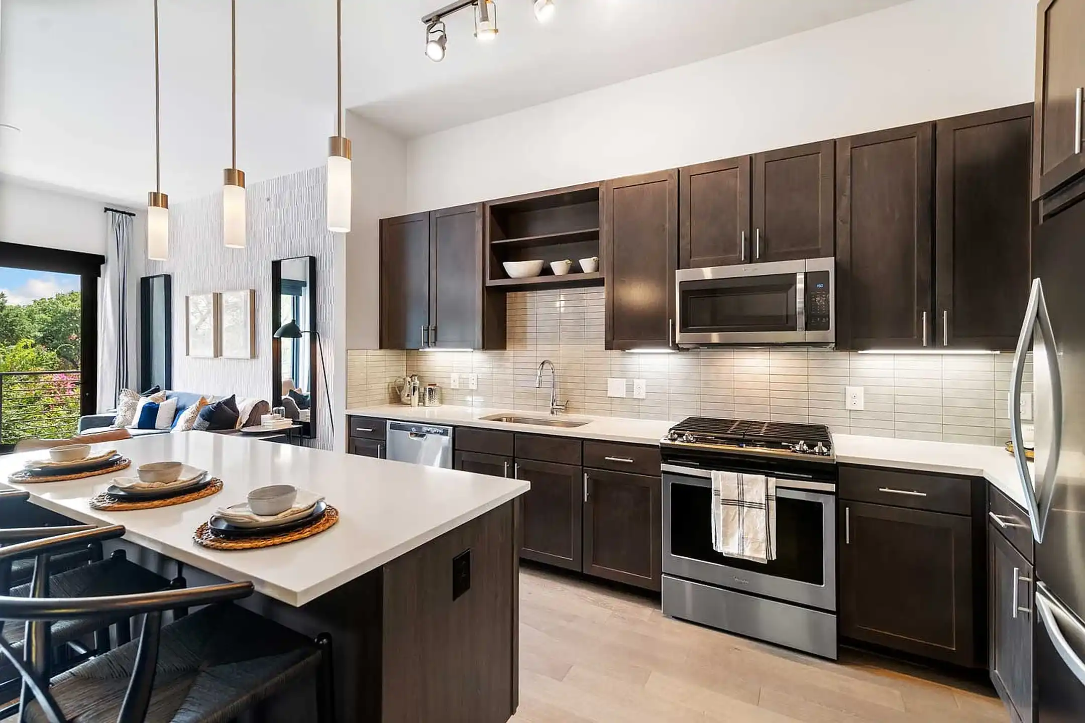 3700M - 3700 McKinney Ave - Dallas, TX | Rent.