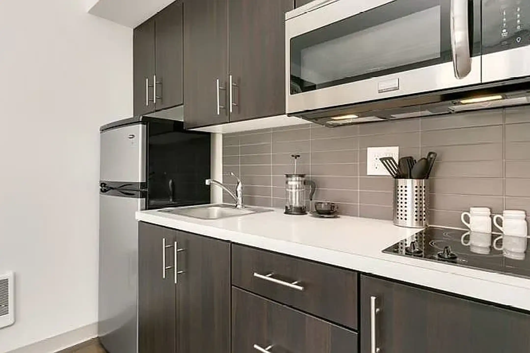 MT BAKER LINK STUDIOS - 2939 S Mount Baker Blvd - Seattle, WA | Rent.