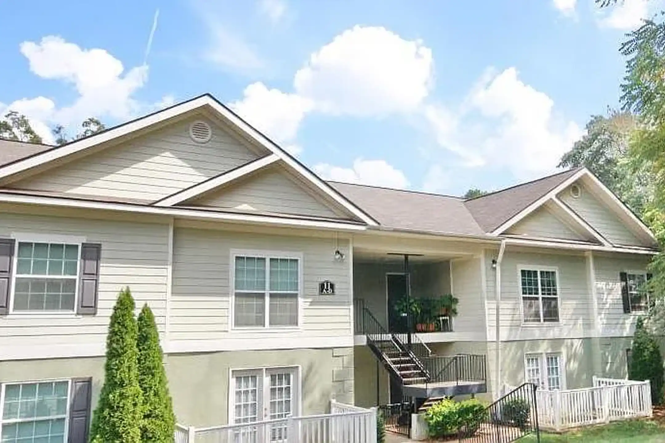 Orchard Walk - 3800 Flat Shoals Pkwy - Decatur, GA | Rent.