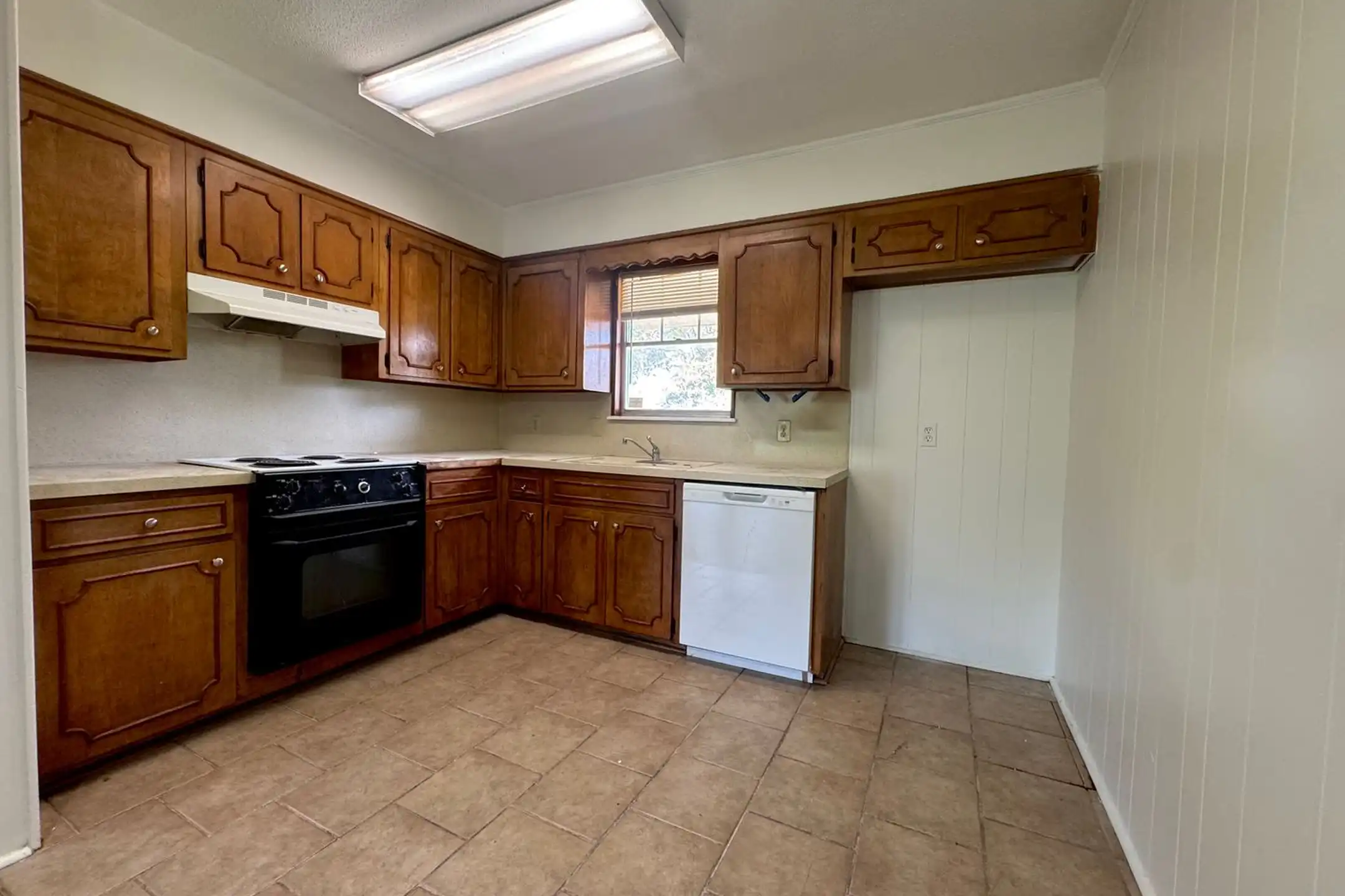 4211 Lotus Dr - Texarkana, TX | Rent.