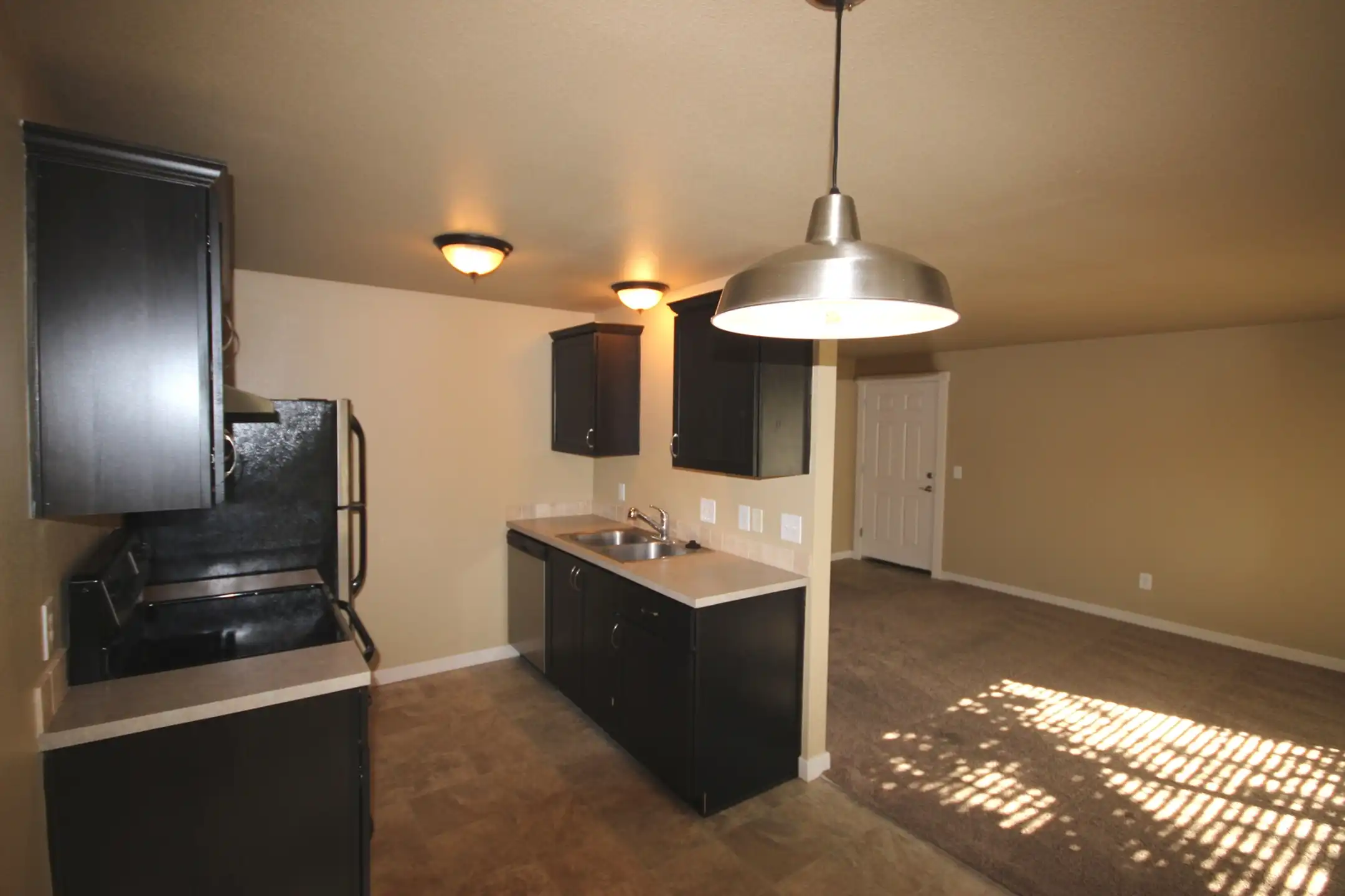 671 Church St W unit 671-16 - Monmouth, OR | Rent.