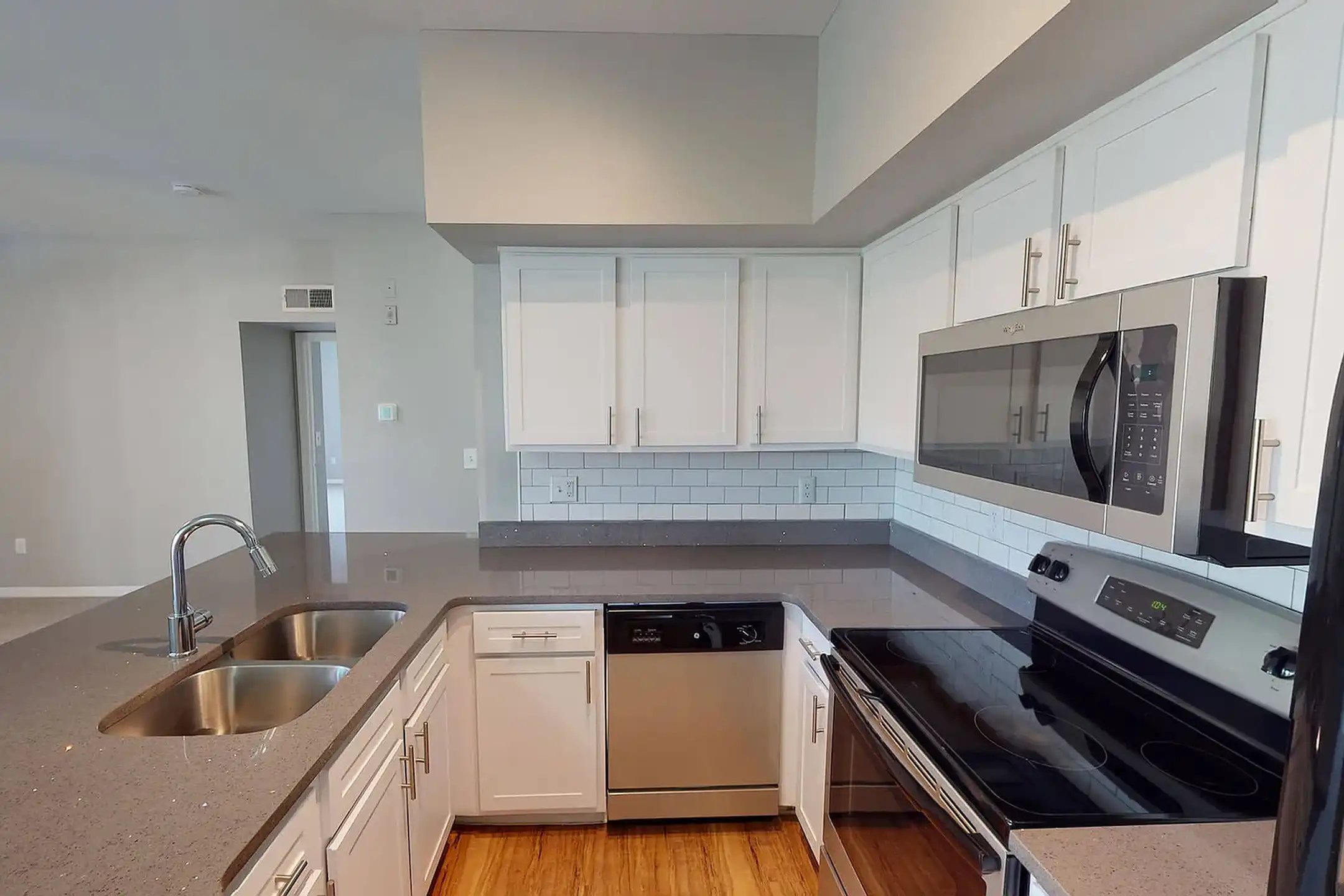 Arbors at Maitland Summit - 8636 Villa Point - Orlando, FL | Rent.