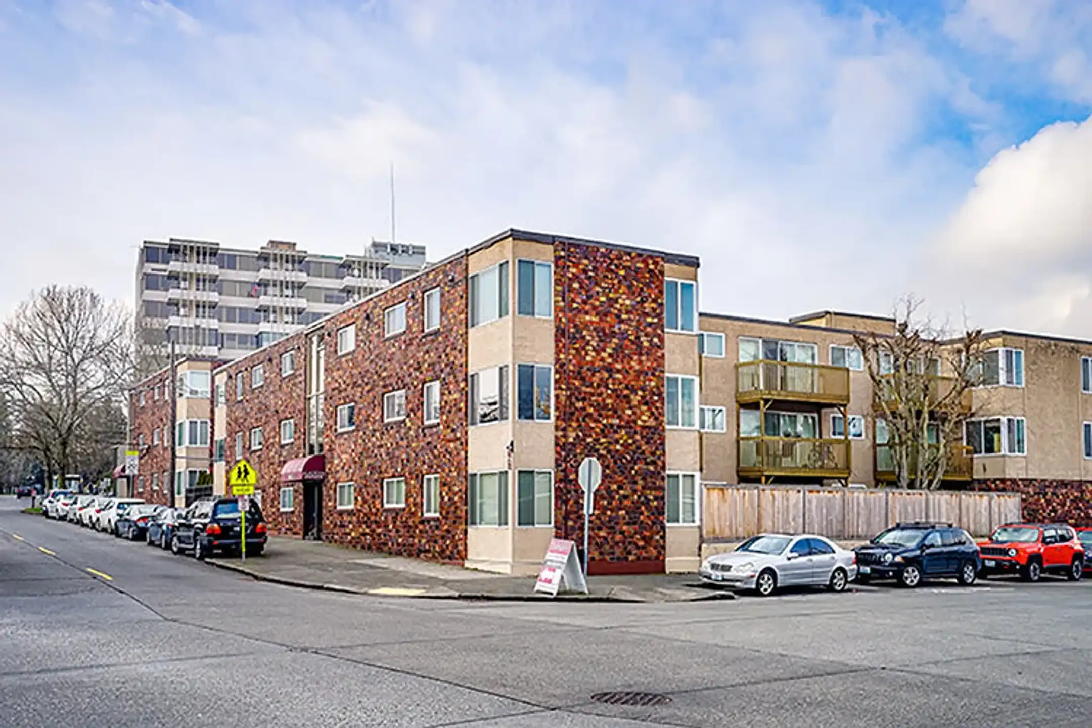 Aladdin Apartments on Greenlake - 6805 & 6811 Woodlawn Ave NE - Seattle ...