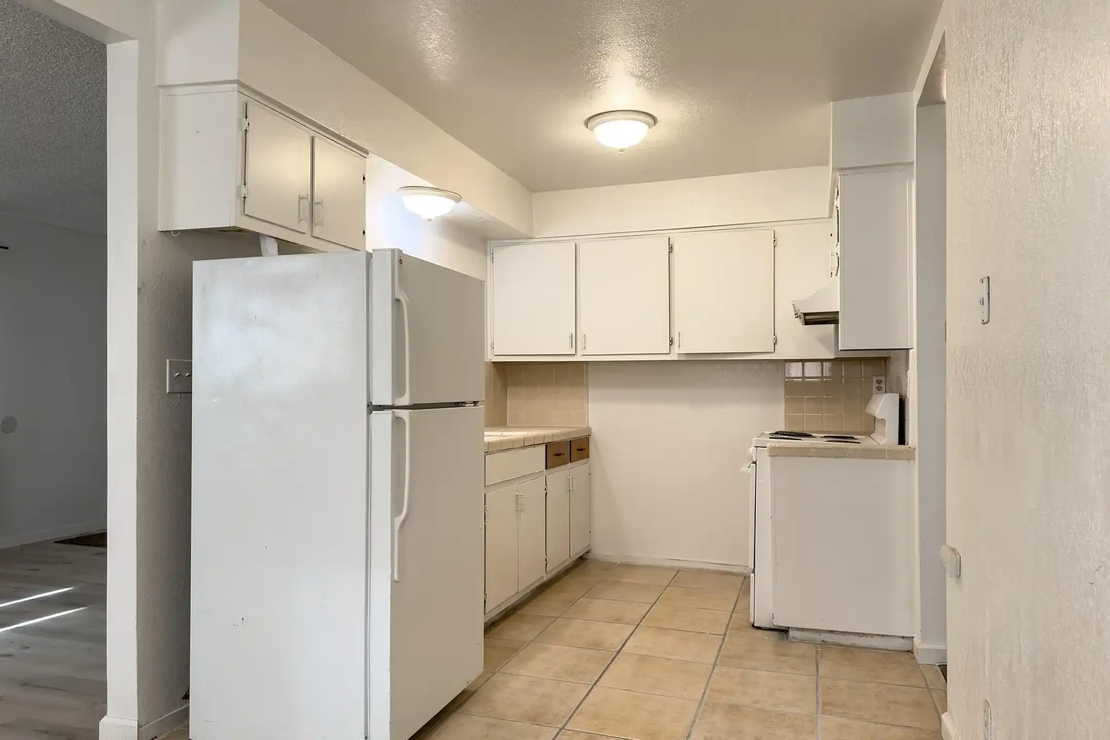 Evergreen Park Apartments - 1121 E Santa Fe Ave - Merced, CA | Rent.