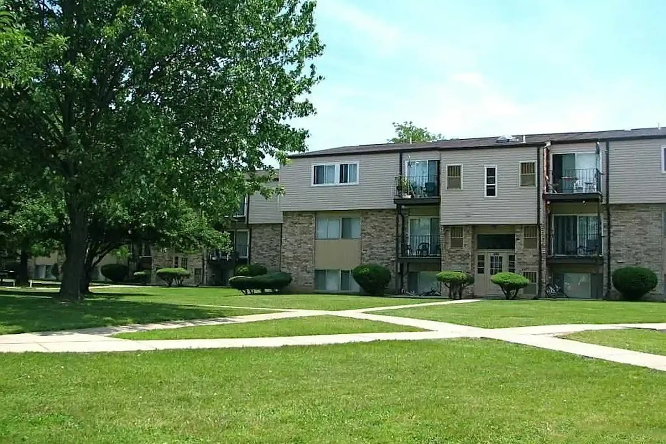 Garfield Plaza Apts. - 17001 Eleanor Dr S - Clinton Township, MI | Rent.