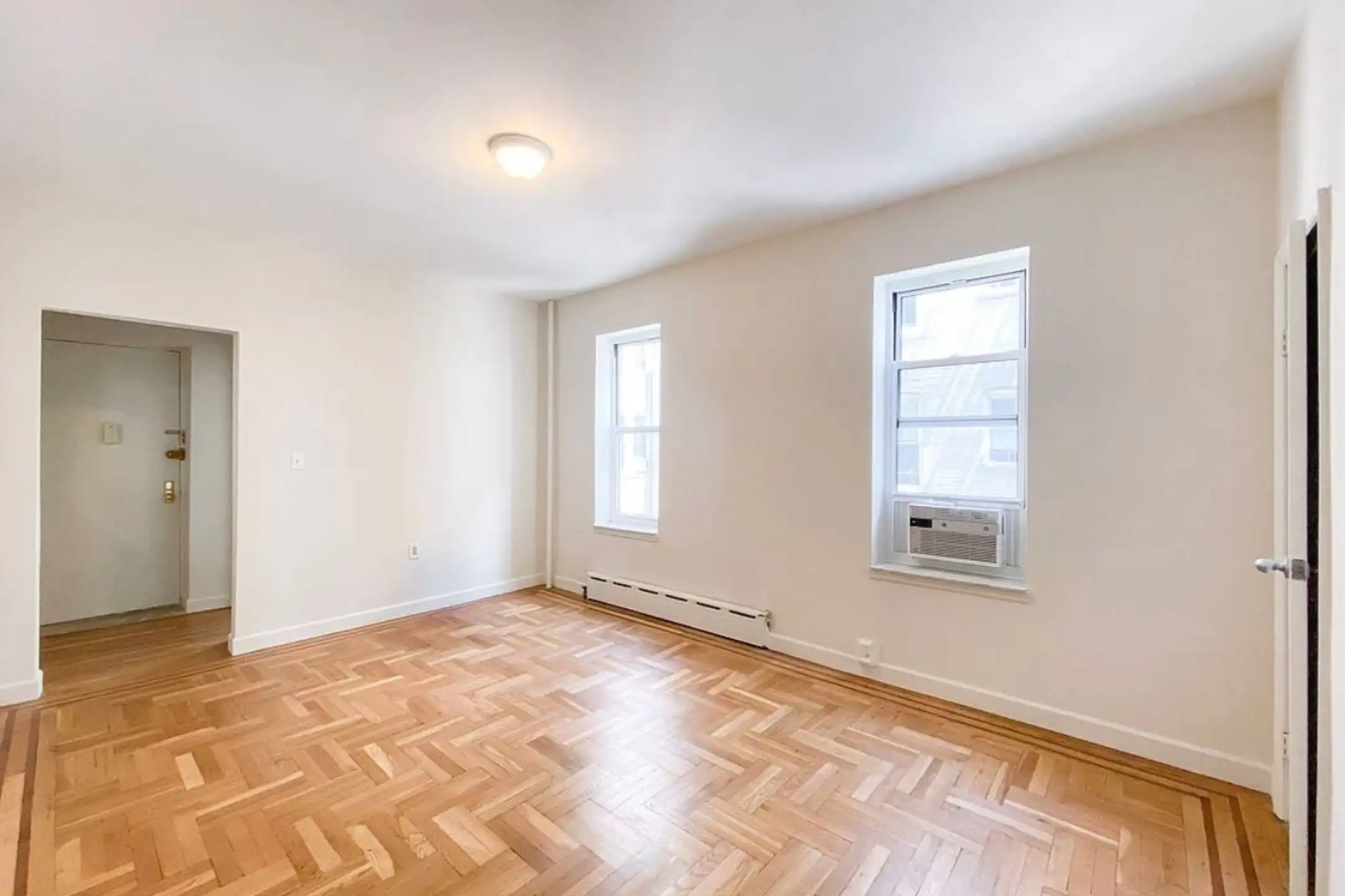 9031 Fort Hamilton Pkwy - Fort Hamilton, NY | Rent.