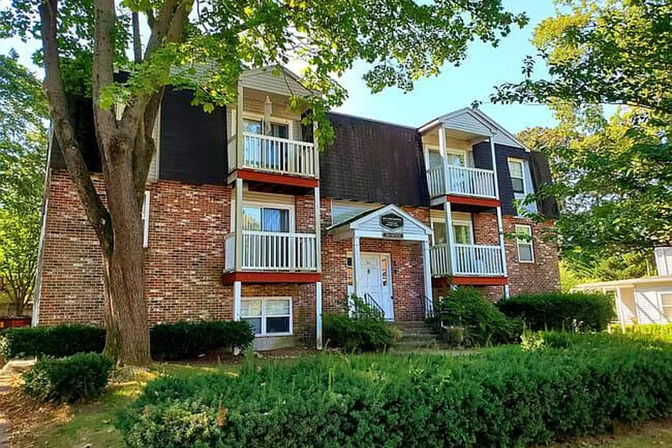 Bristol Apartments - 14 Bristol St - New London, CT | Rent.