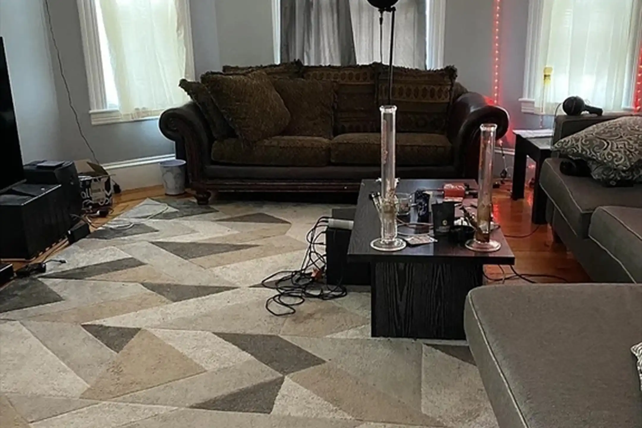 28 Gershom Ave unit 1 - Lowell, MA | Rent.