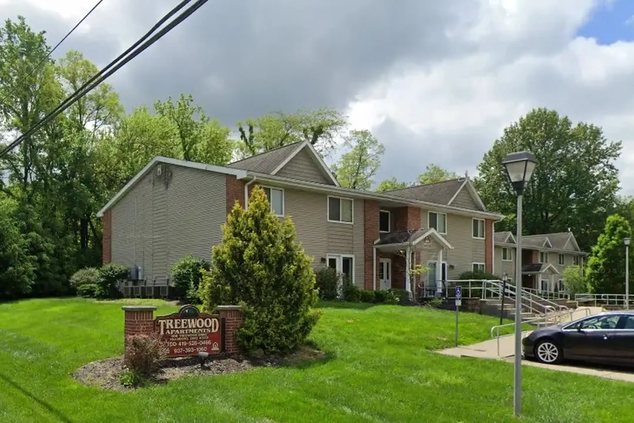 808 Treewood Dr - Hillsboro, OH | Rent.