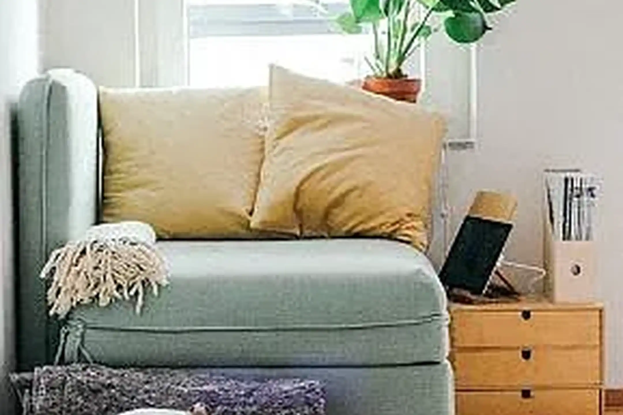 Colonial Manor - 7373 Jefferson Hwy - Harahan, LA | Rent.