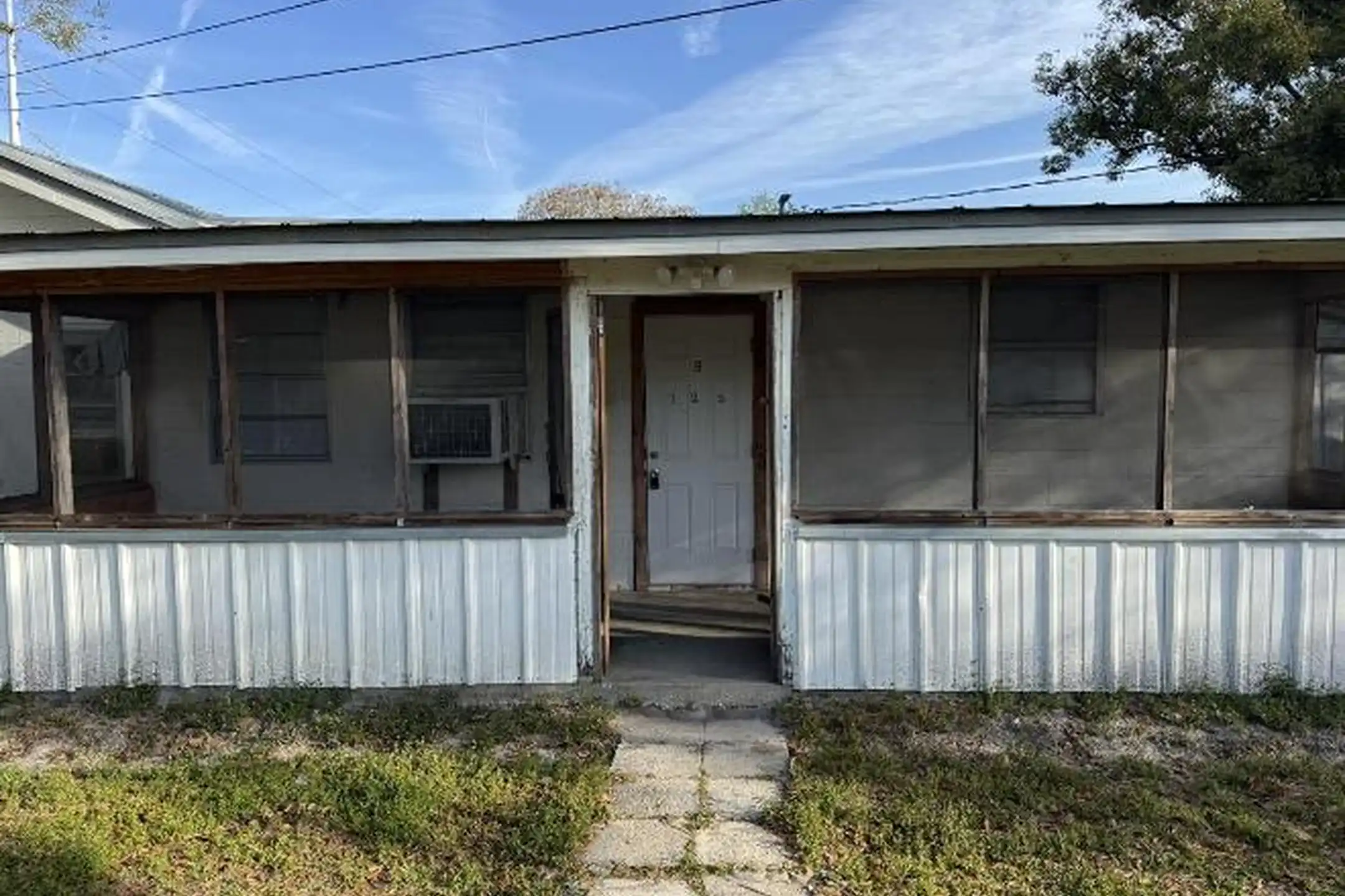 725 N Chestnut Rd - Lakeland, FL | Rent.
