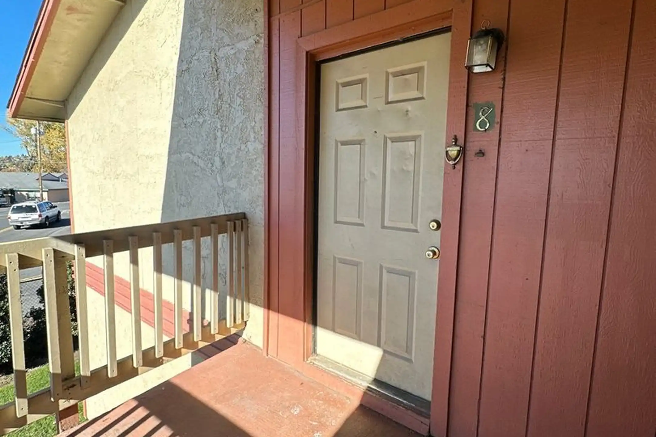 1331 Avalon St unit Apt #08 - Klamath Falls, OR | Rent.