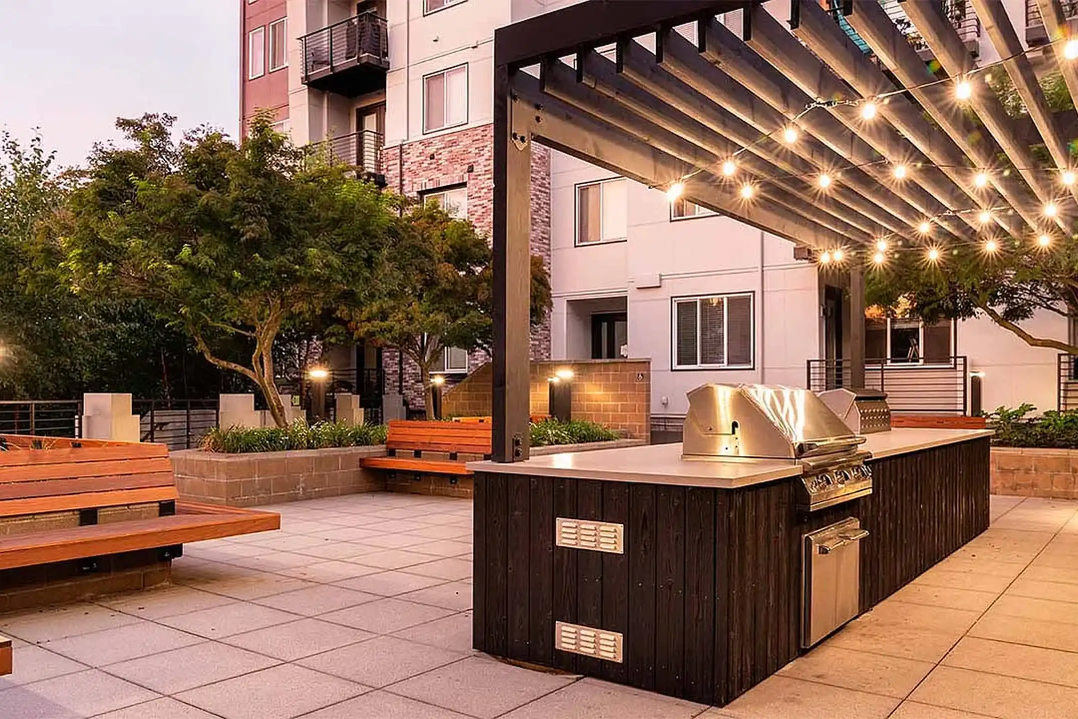 Griffis Lake Washington - 1202 N 10th Pl - Renton, WA | Rent.