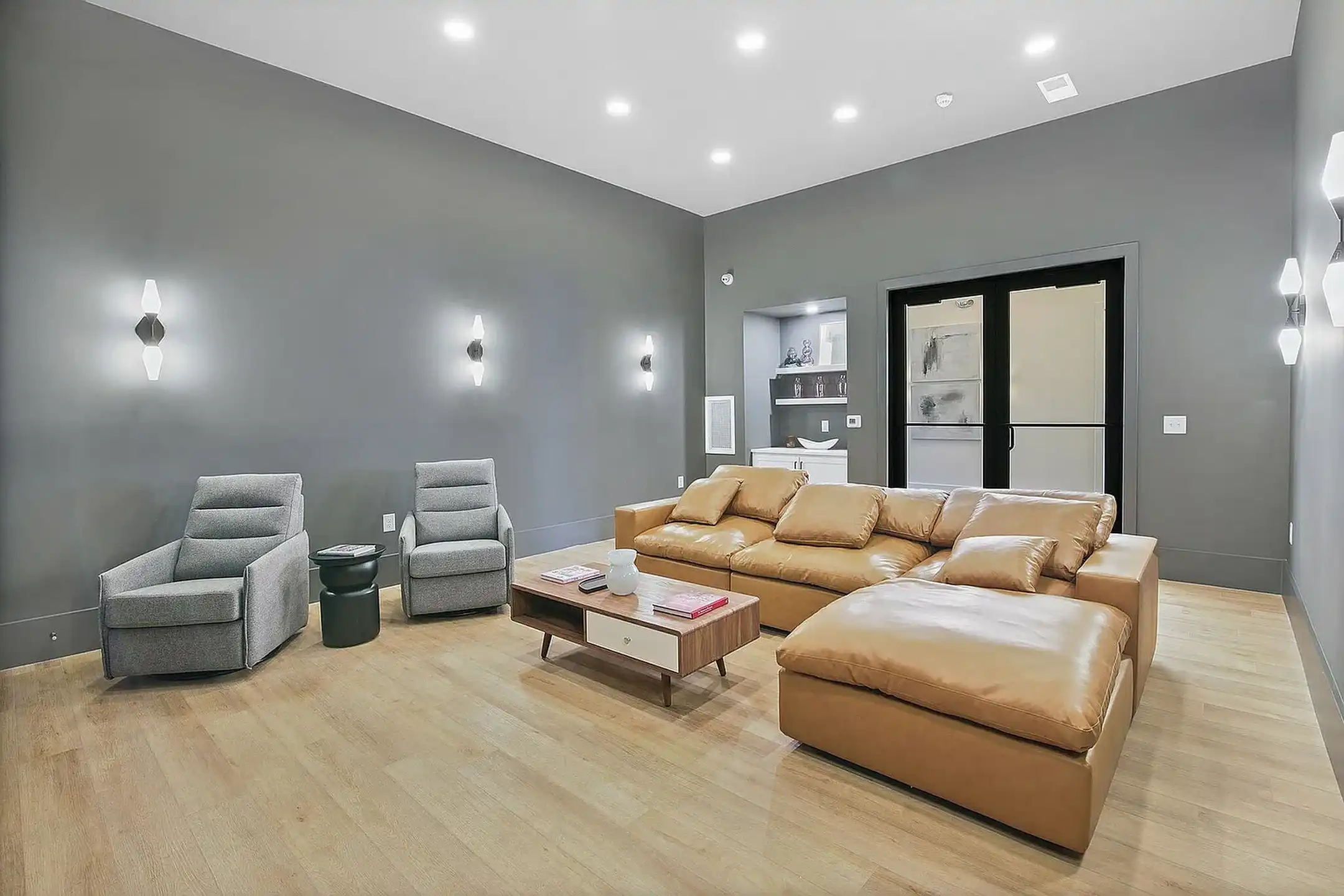 Station 280 - 280 Salmon Brook St - Granby, CT | Rent.