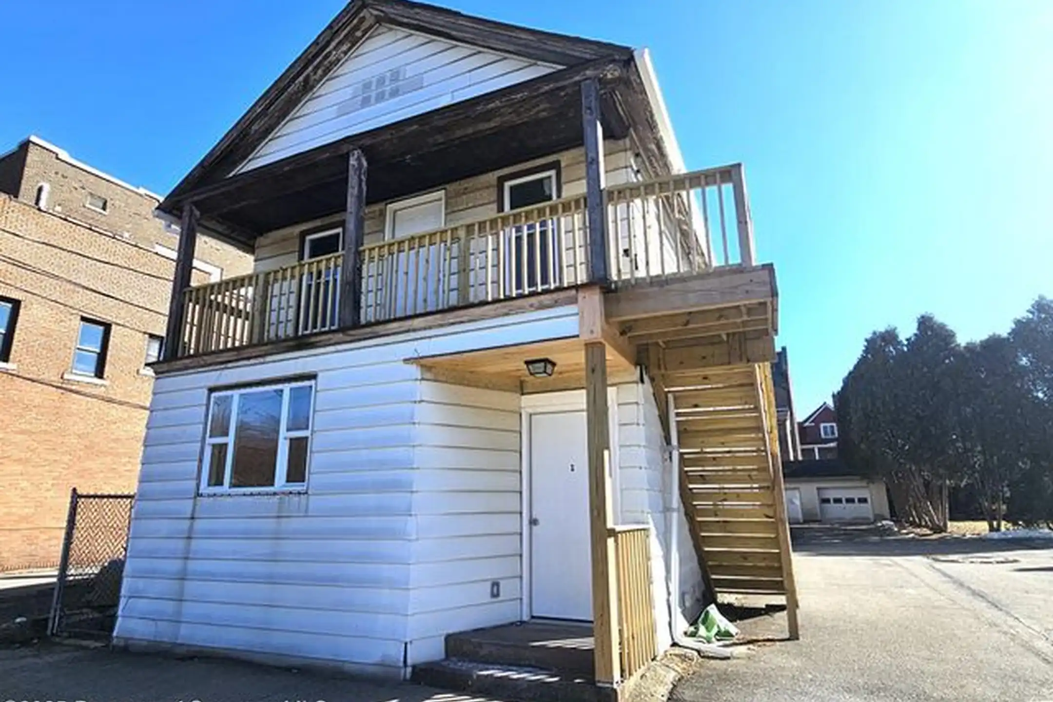 125 N River St - Olyphant, PA | Rent.