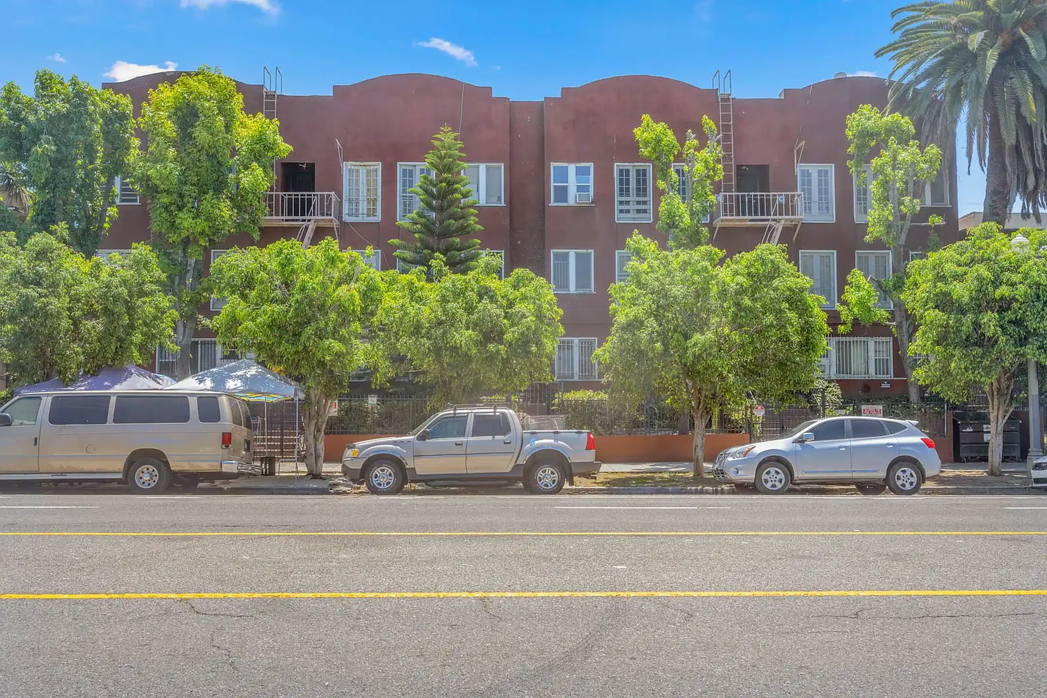 406-412 S Rampart Blvd - 406 S Rampart Blvd - Los Angeles, CA | Rent.
