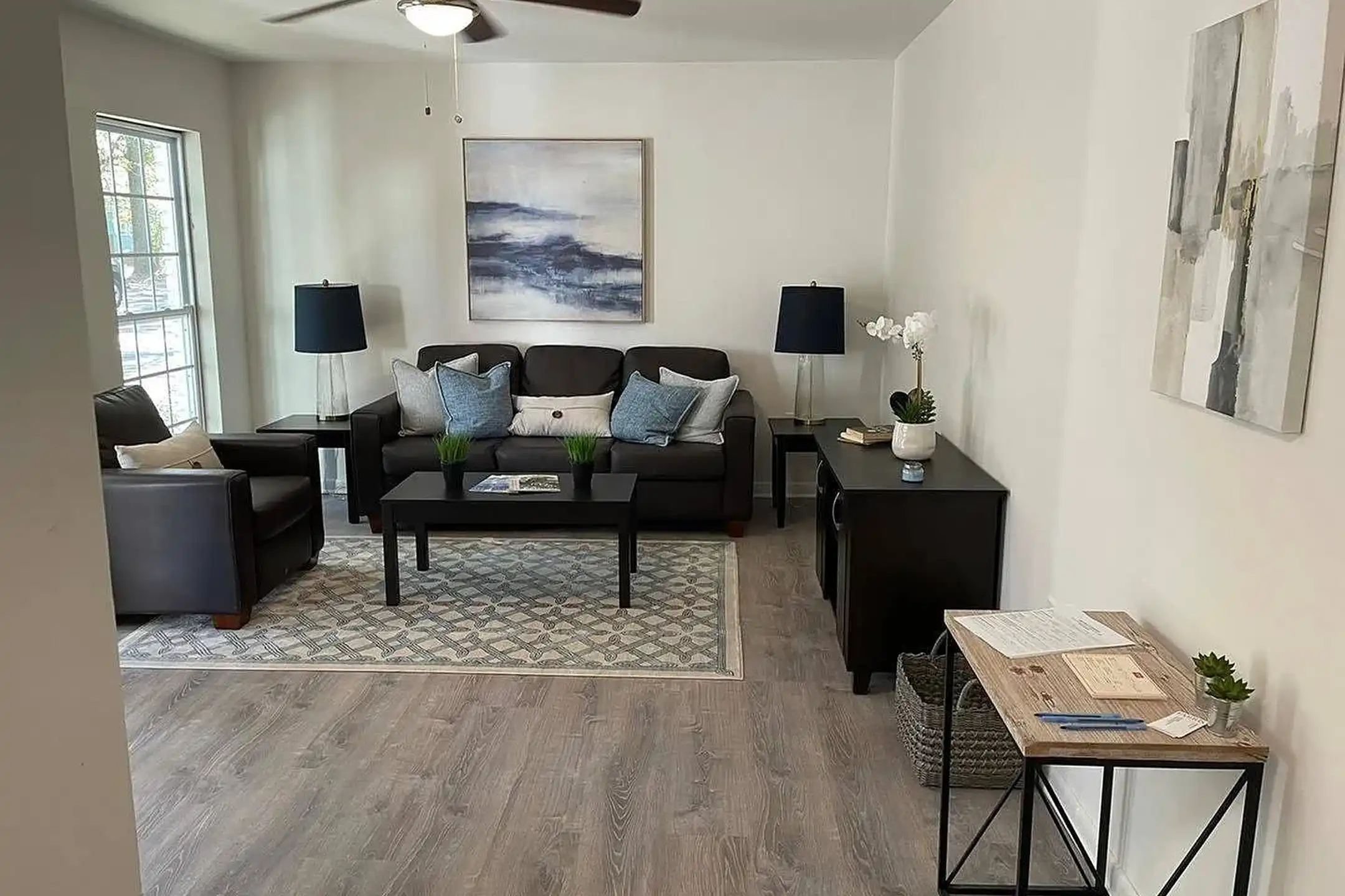 Old Shell Commons - 1254 Old Shell Rd - Mobile, AL | Rent.