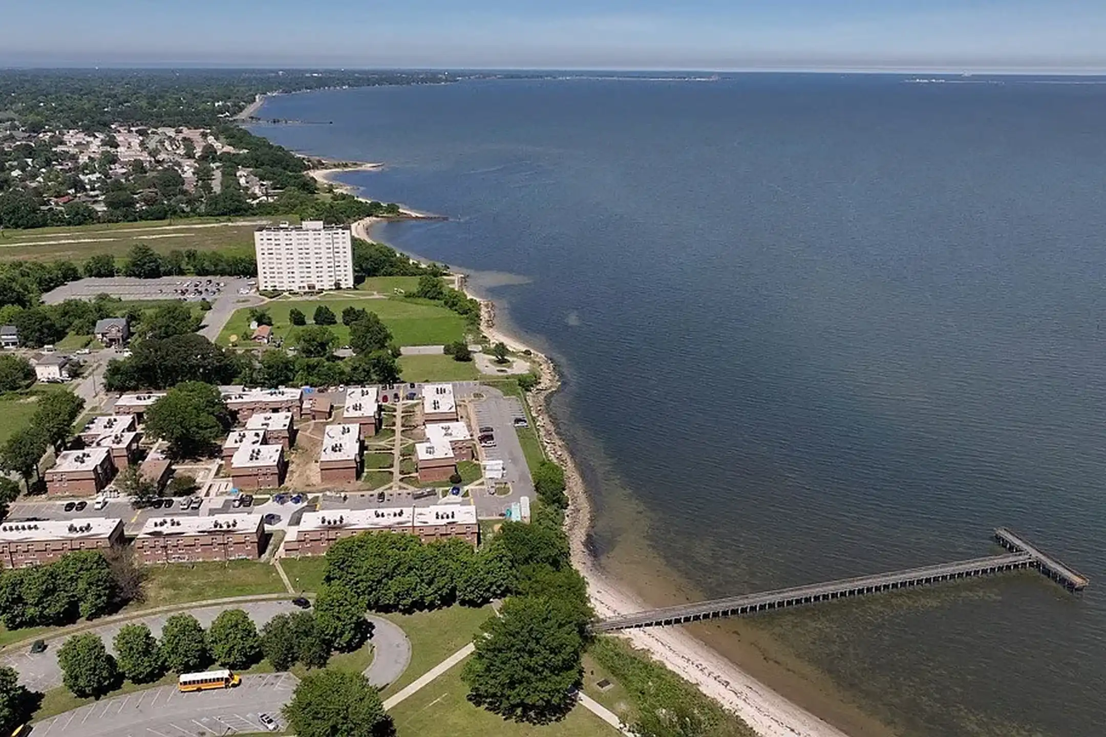 Crossroads Landing East - 6931 Sewells Point Rd - Norfolk, VA | Rent.