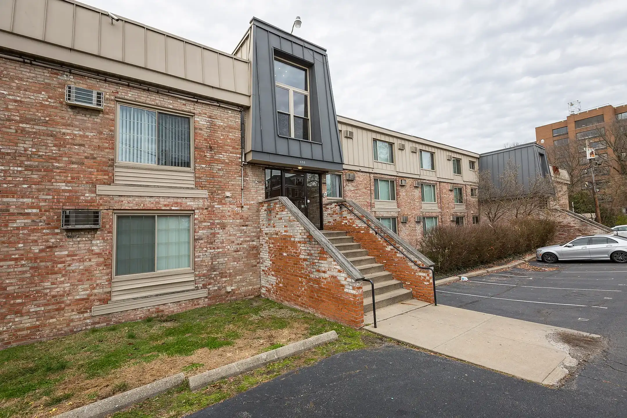 506-508 Riddle Rd - Cincinnati, OH | Rent.