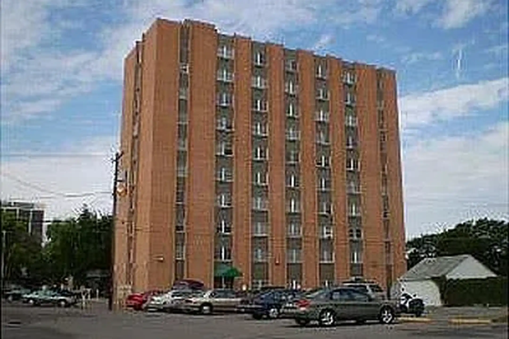 Sage Tower Apartments - 115 N 24th St - Billings, MT | Rent.