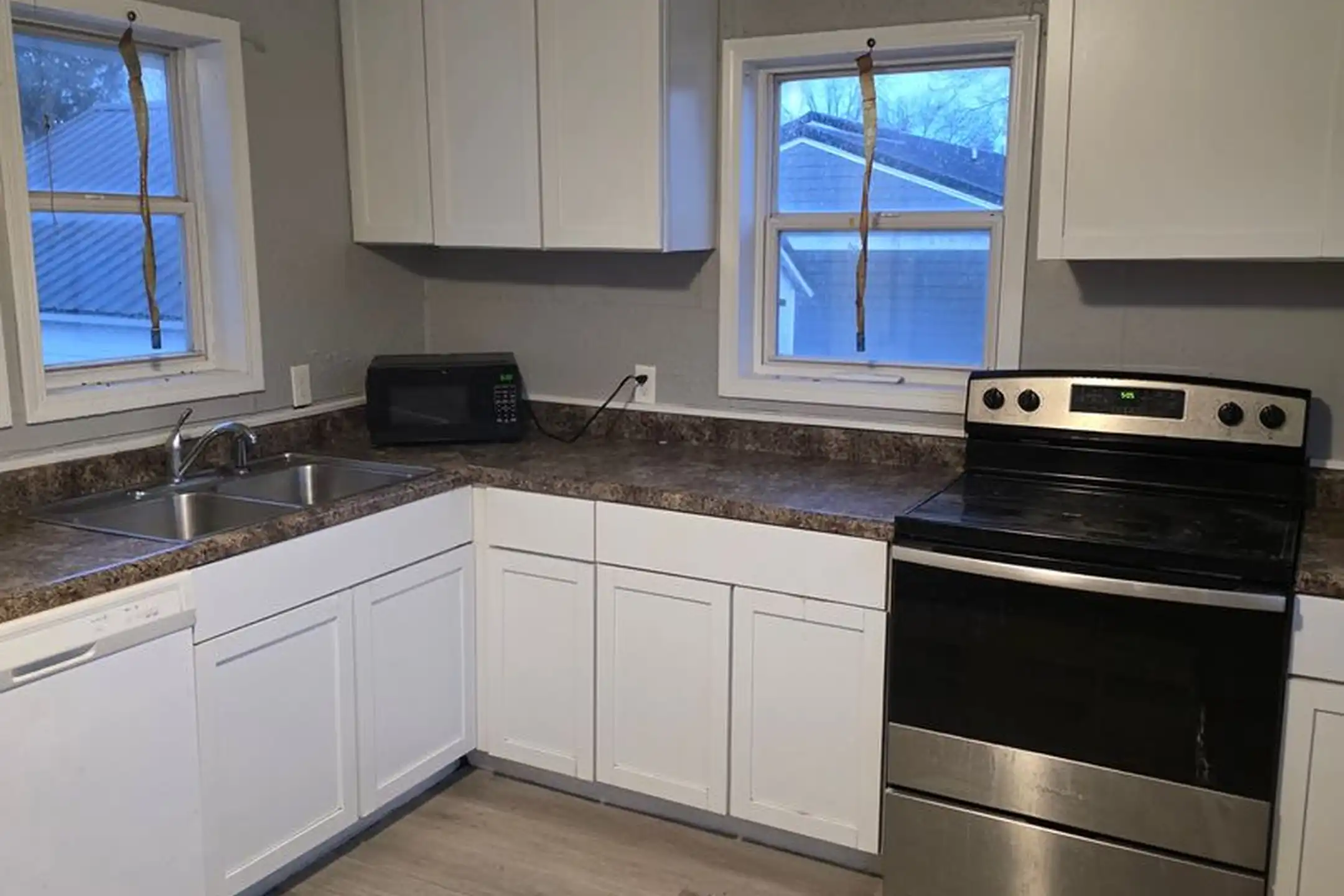 705 Franklin St - Ackley, IA | Rent.