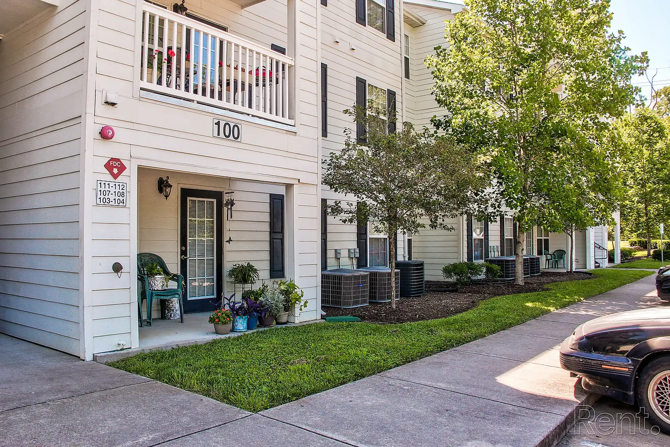Hallmark at Oak Ridge Apartments - 500 Tuskegee Dr - Oak Ridge, TN | Rent.