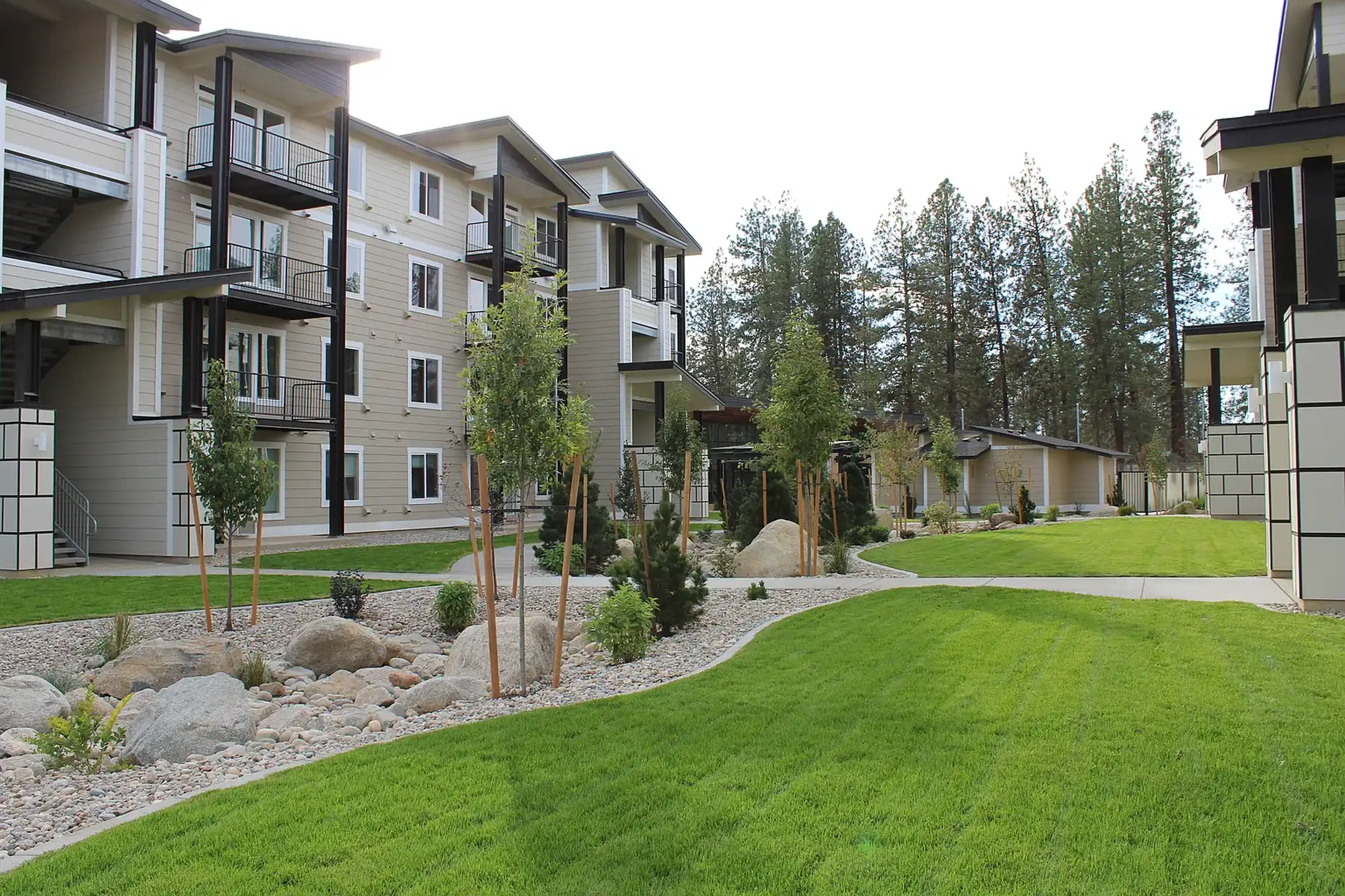 Black Iron Apartments - 11684 N Standard Dr - Spokane, WA | Rent.