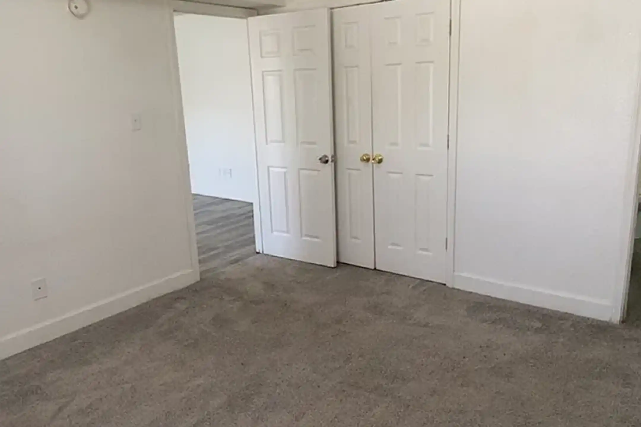 Parkway Place Apartments - 2115 Central Pkwy SW - Decatur, AL | Rent.