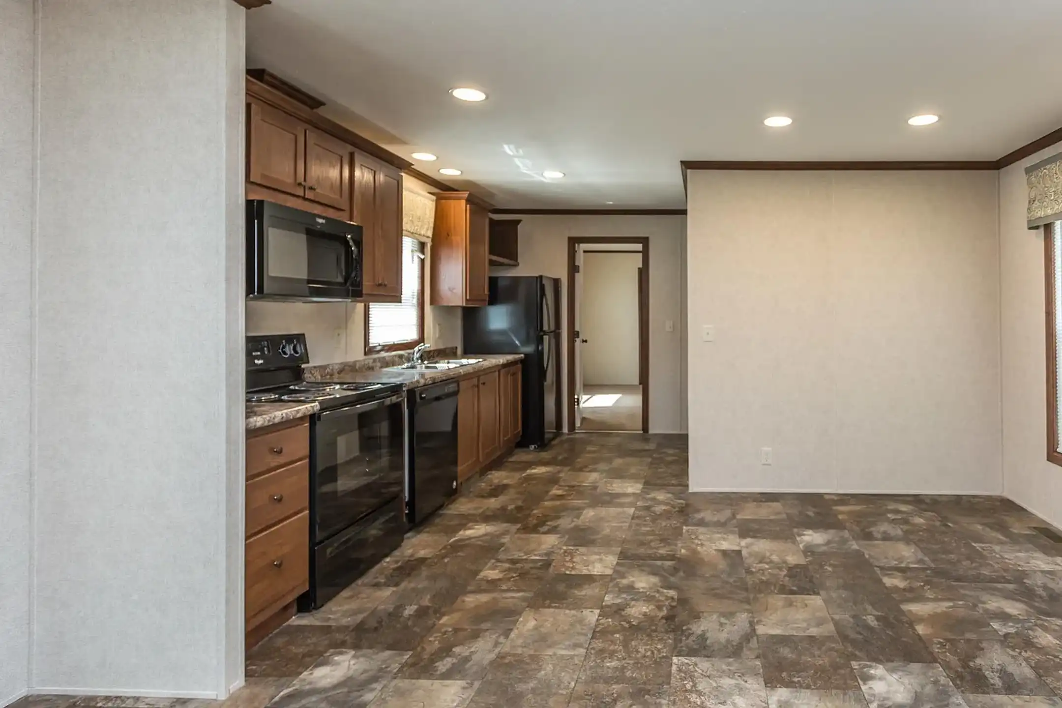 Dallas MHC - 1104 N 4th St - Toronto, OH | Rent.