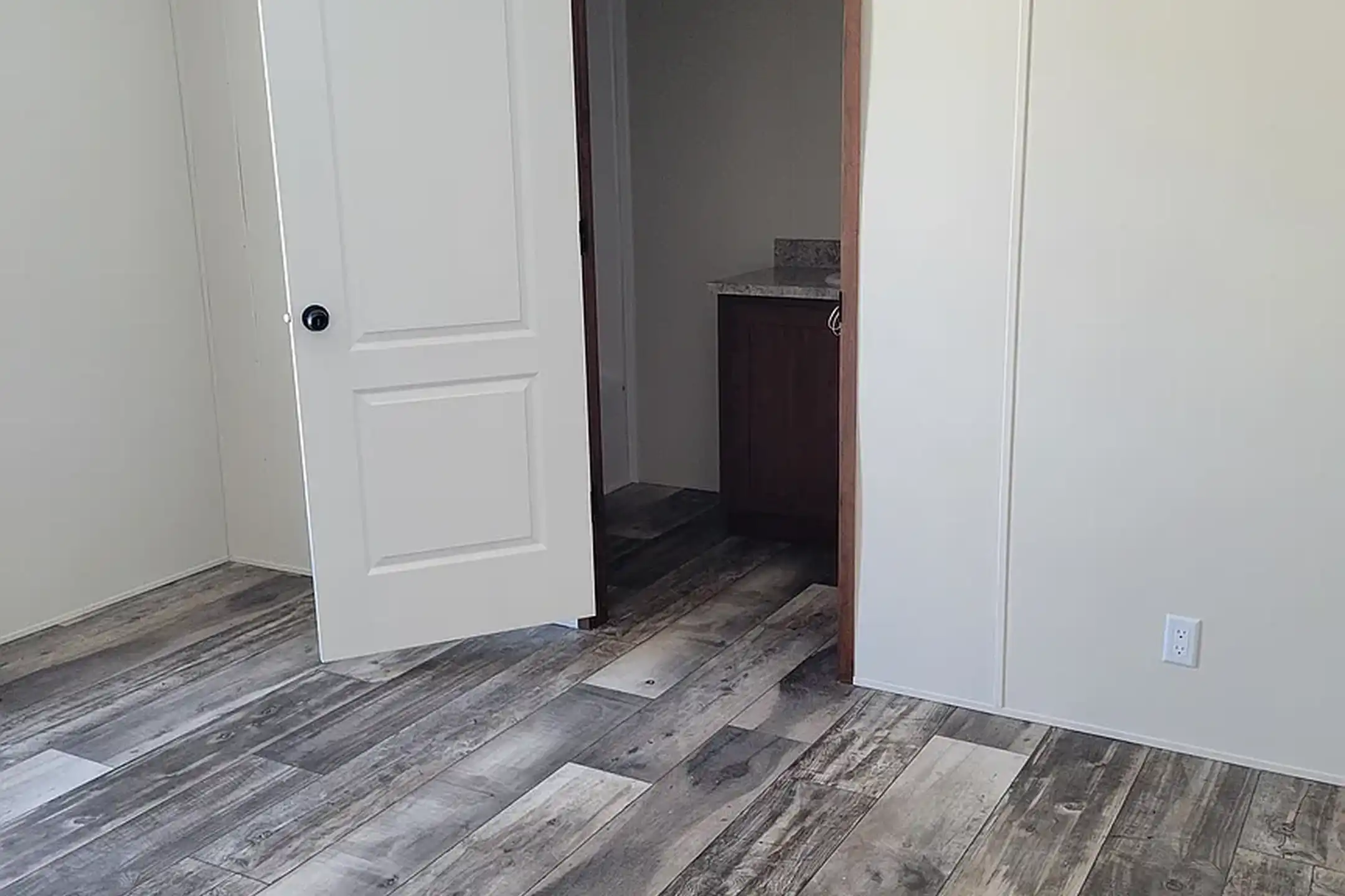 Circle Drive Mobile Home Park - 12380 185th Ave - Big Rapids, MI | Rent.