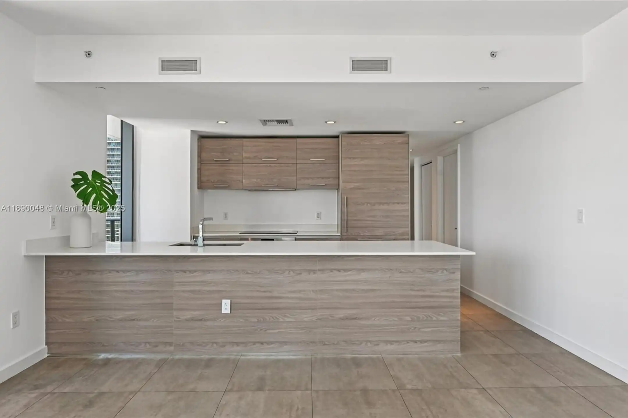 House For Rent 1300 Miami 3 Bedroomnull