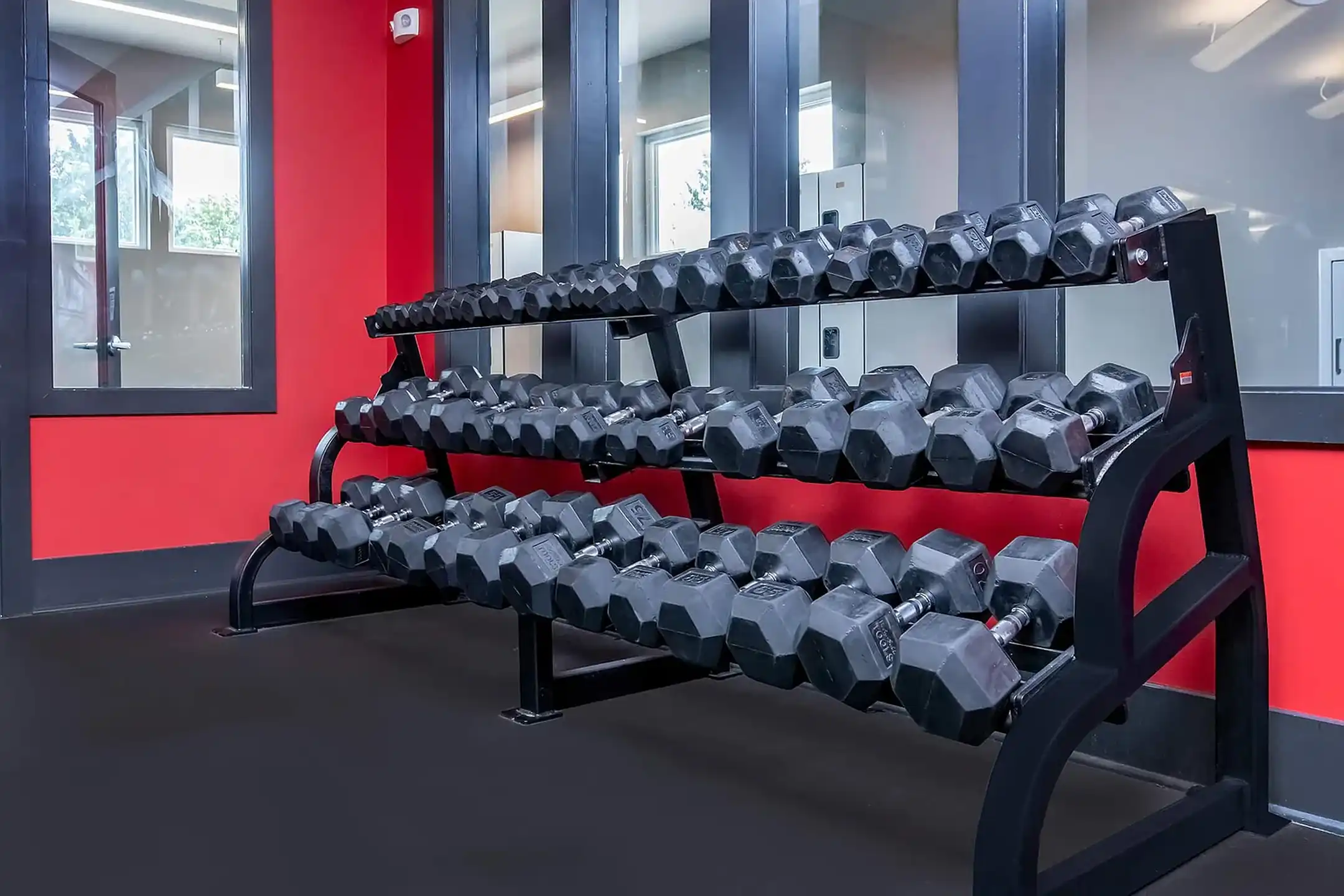 Foxridge Apartment Homes - 750 Hethwood Blvd NW - Blacksburg, VA | Rent.