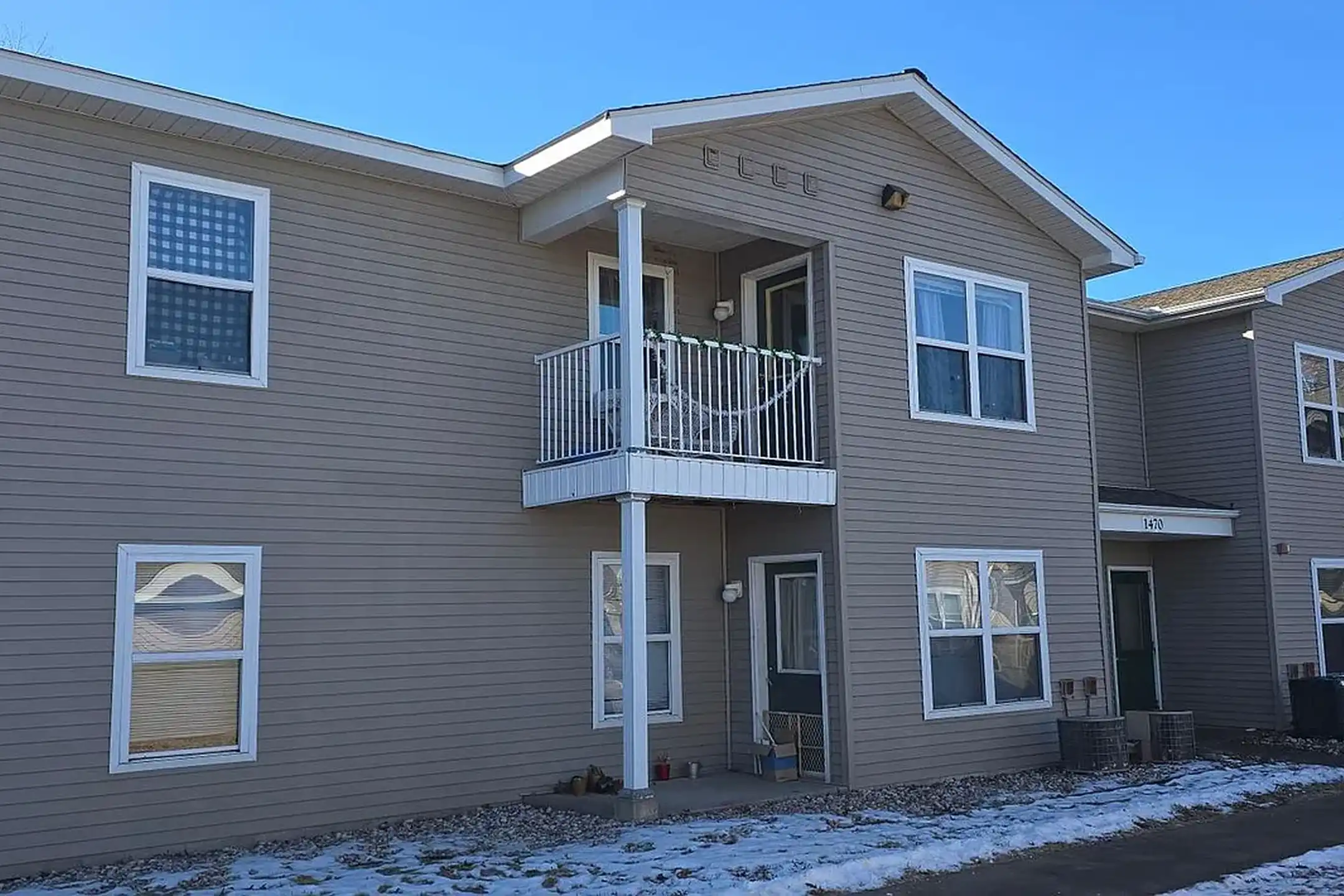Red Cedar Estates I - 1440 - 1440 Cemetery Rd - River Falls, WI | Rent.
