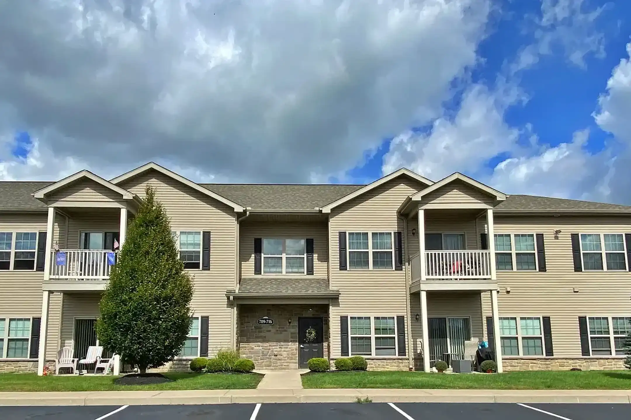 Park Lane Apartments - 4845 Transit Rd - Depew, NY | Rent.