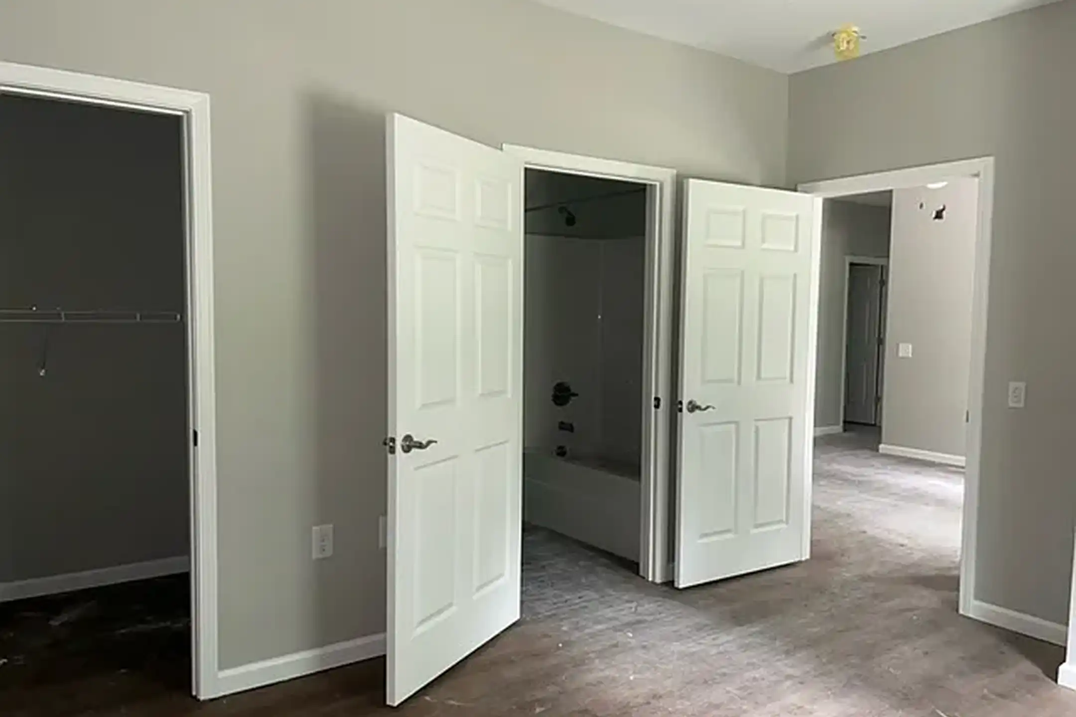 Lakeview Terrace Apartments - 200 Lakeview Dr - Augusta, GA | Rent.