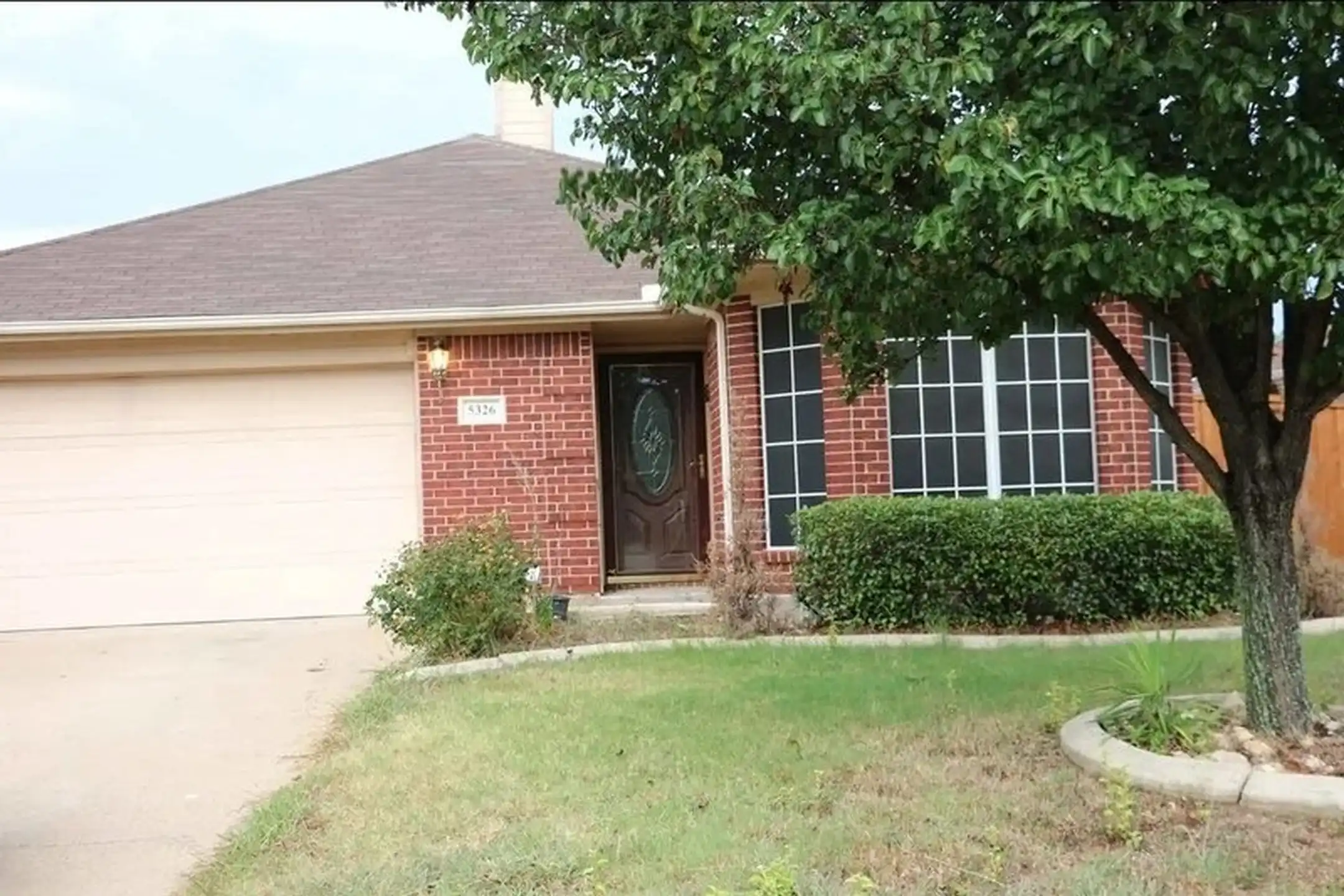 5326 Raven Row - Dallas, TX | Rent.