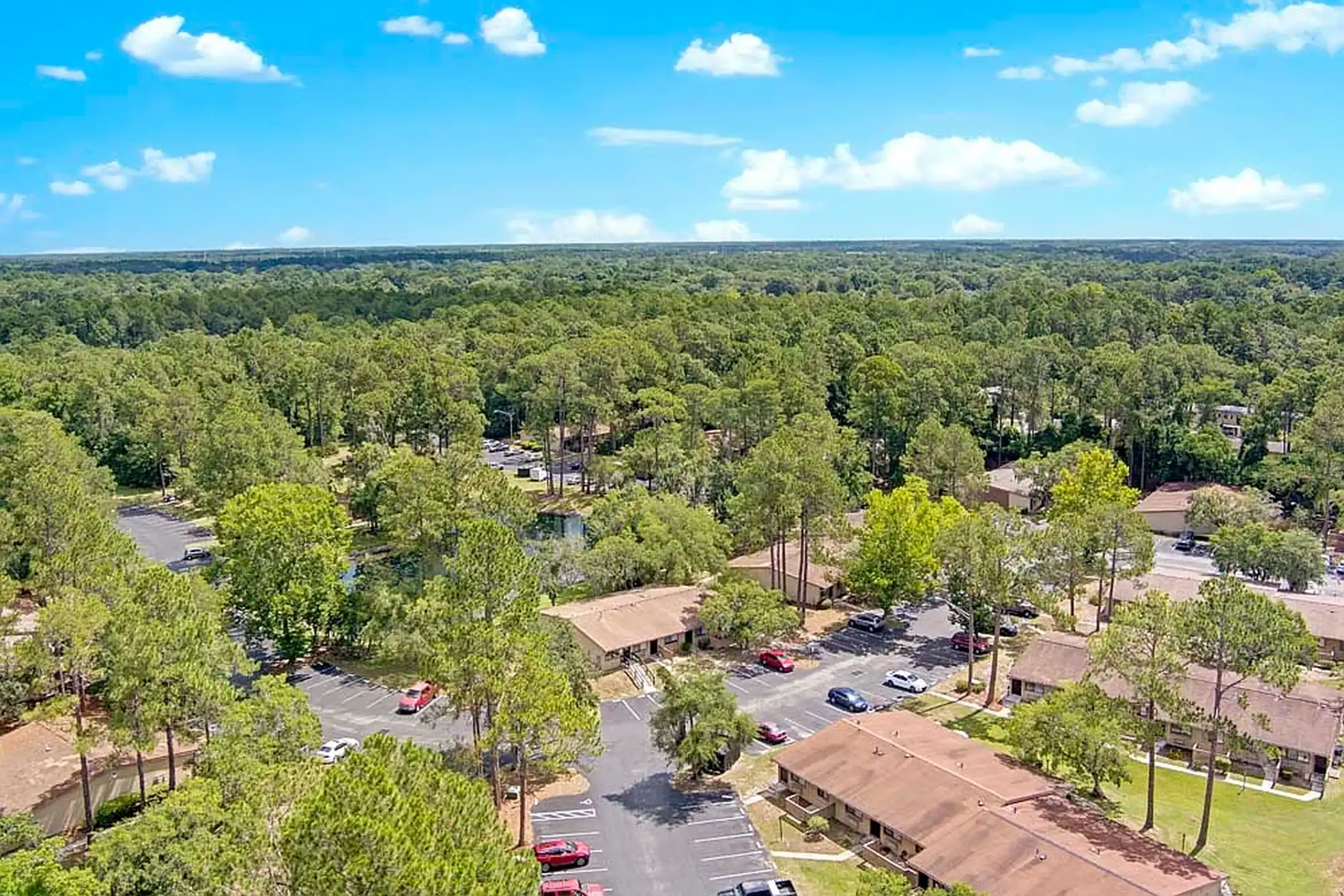 Pelican Pointe - 1333 Dunn Ave - Jacksonville, FL | Rent.