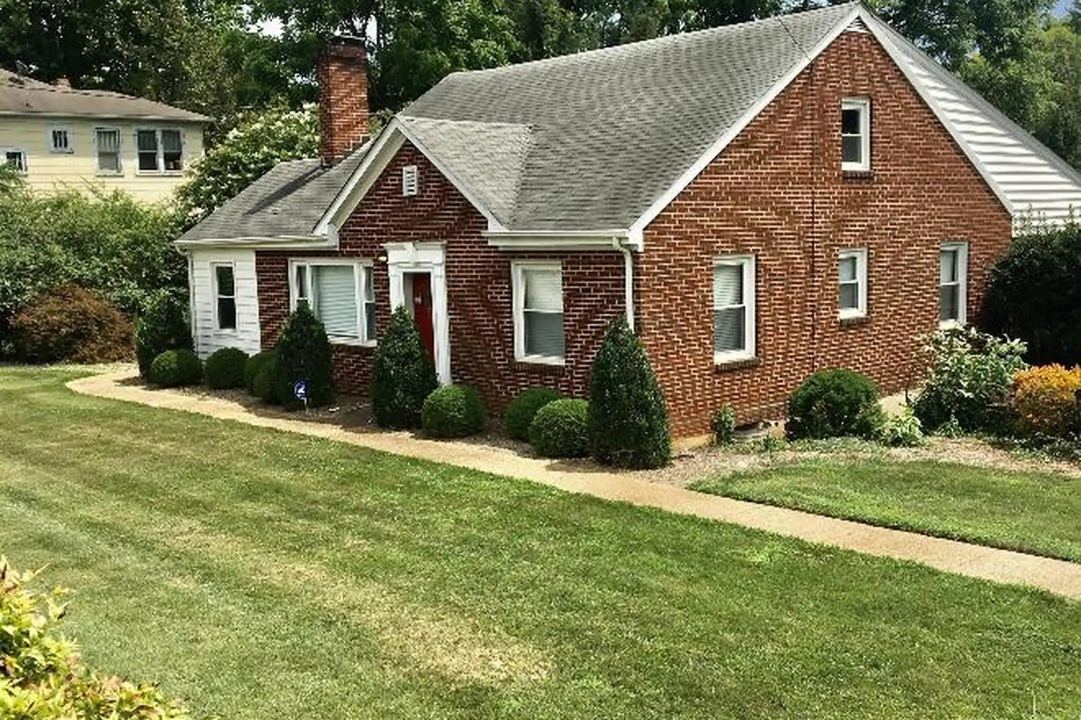 2421 Old Forest Rd - Lynchburg, VA | Rent.