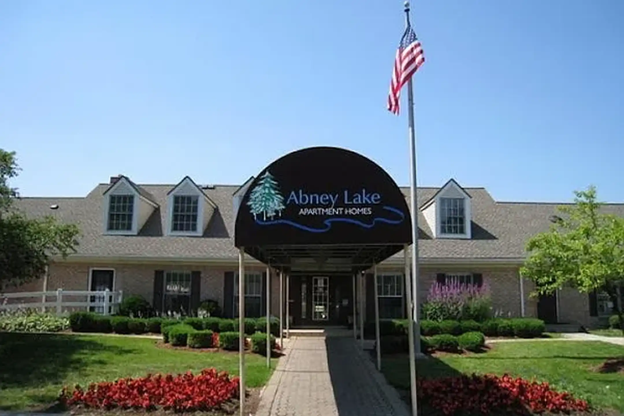Abney Lake - 3451 Sherburne Ln - Indianapolis, IN | Rent.