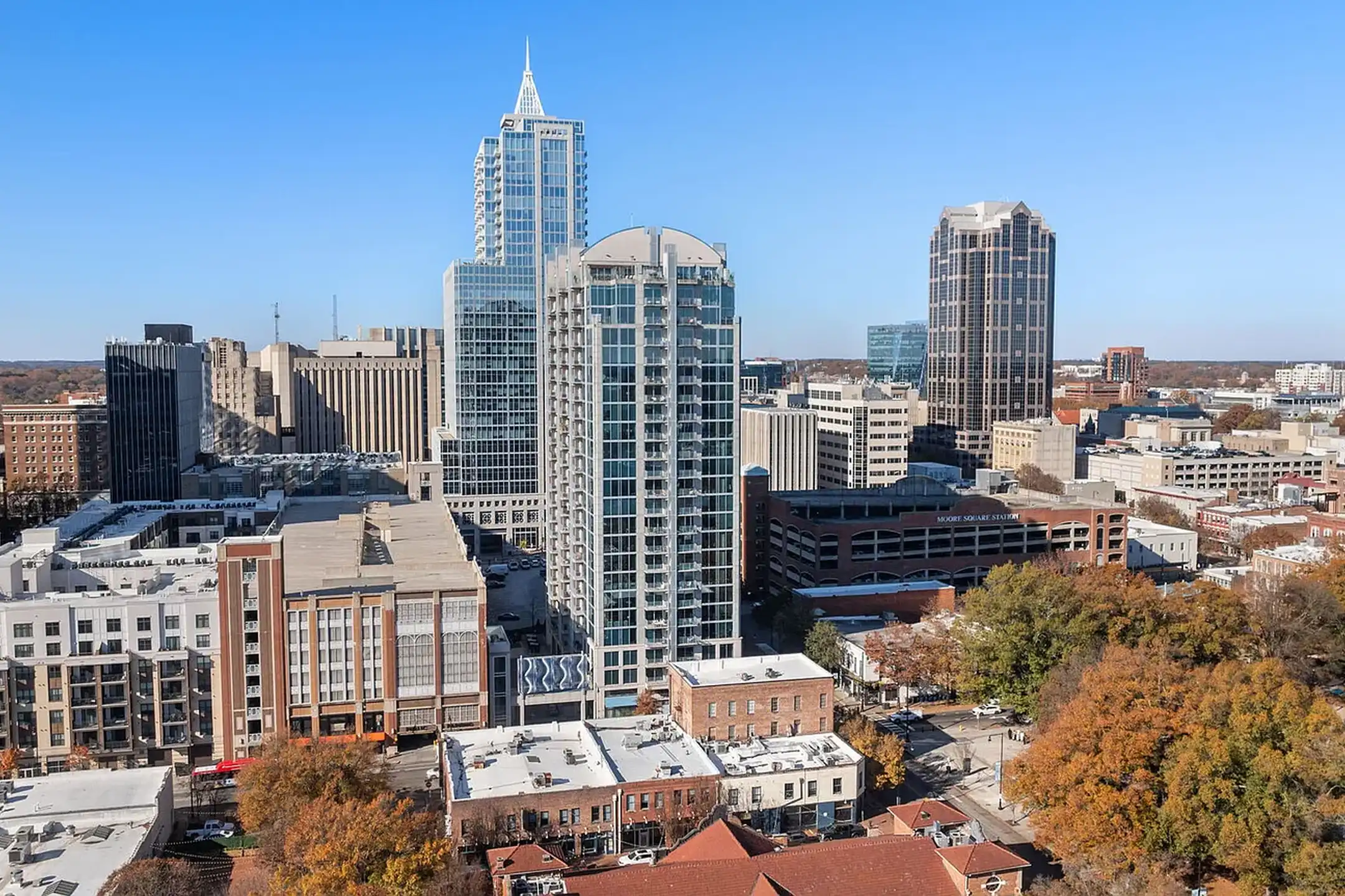 Skyhouse Raleigh - 308 S Blount St - Raleigh, NC | Rent.