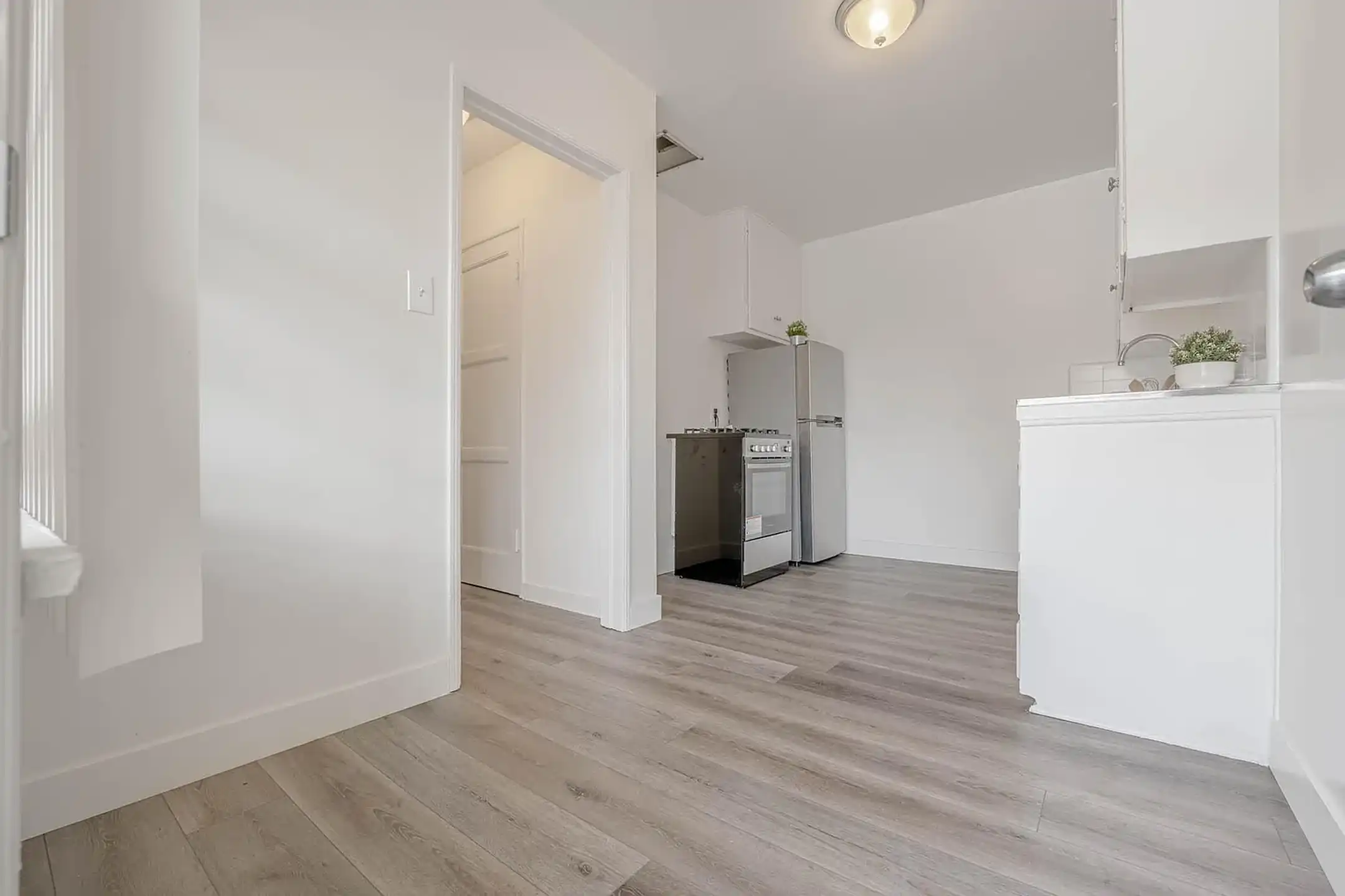 Park Cherokee - 1349 N Cherokee Ave - Los Angeles, CA | Rent.