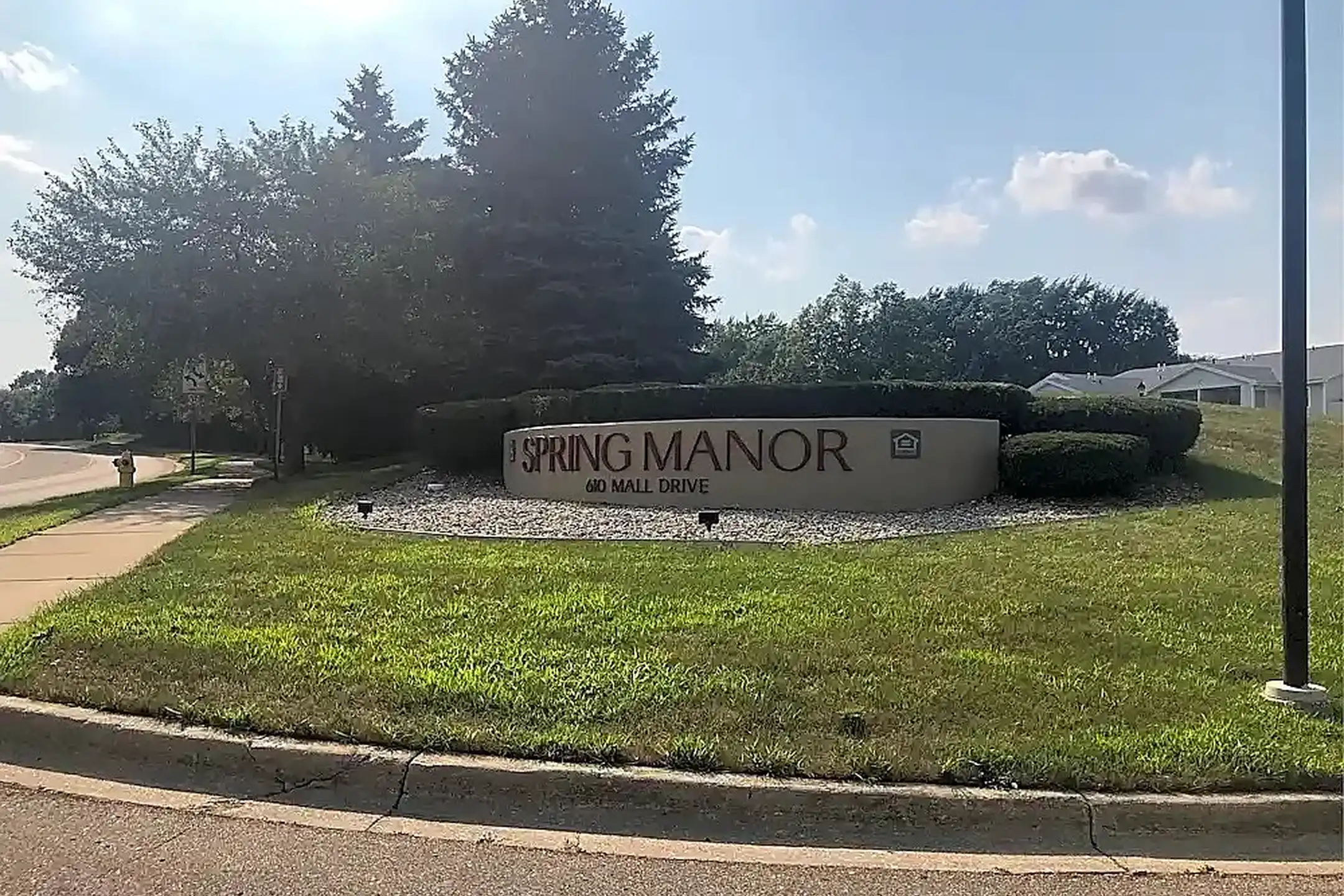Spring Manor Apartments Senior Living 62+ - 610 Mall Dr - Portage, MI ...