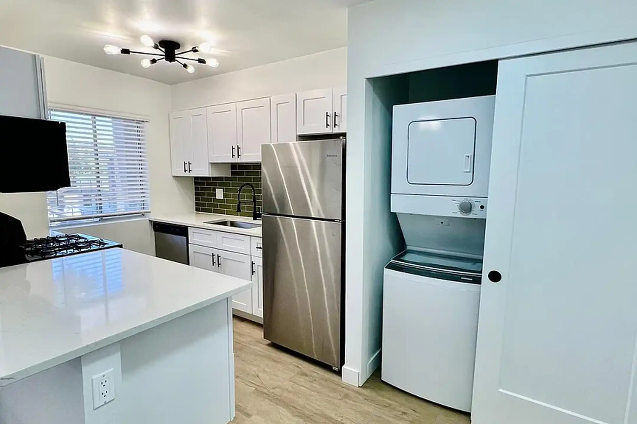 Greenhouse - 950 S Terrace Rd - Tempe, AZ | Rent.