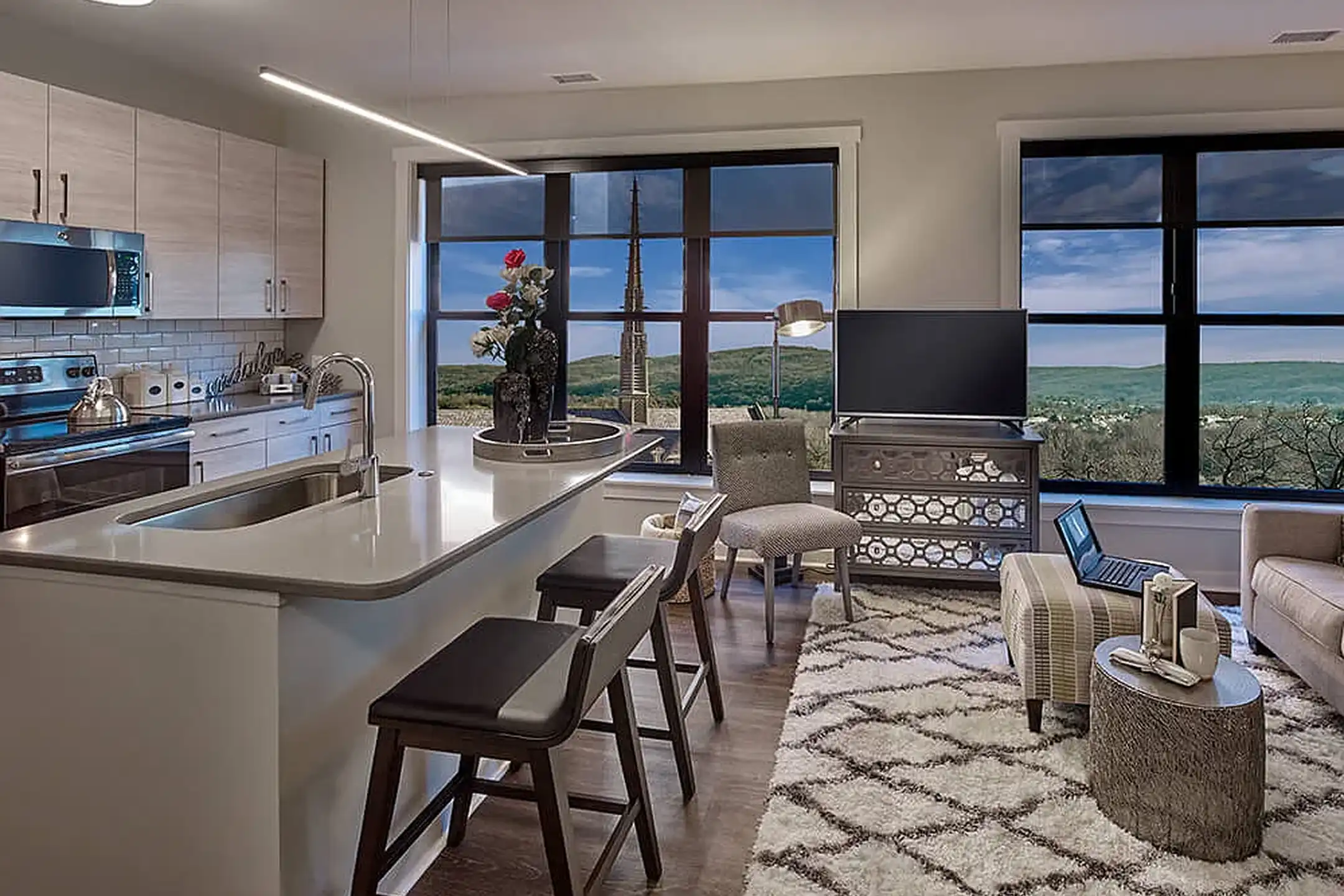 520 Lofts - 520 W Hamilton St - Allentown, PA | Rent.