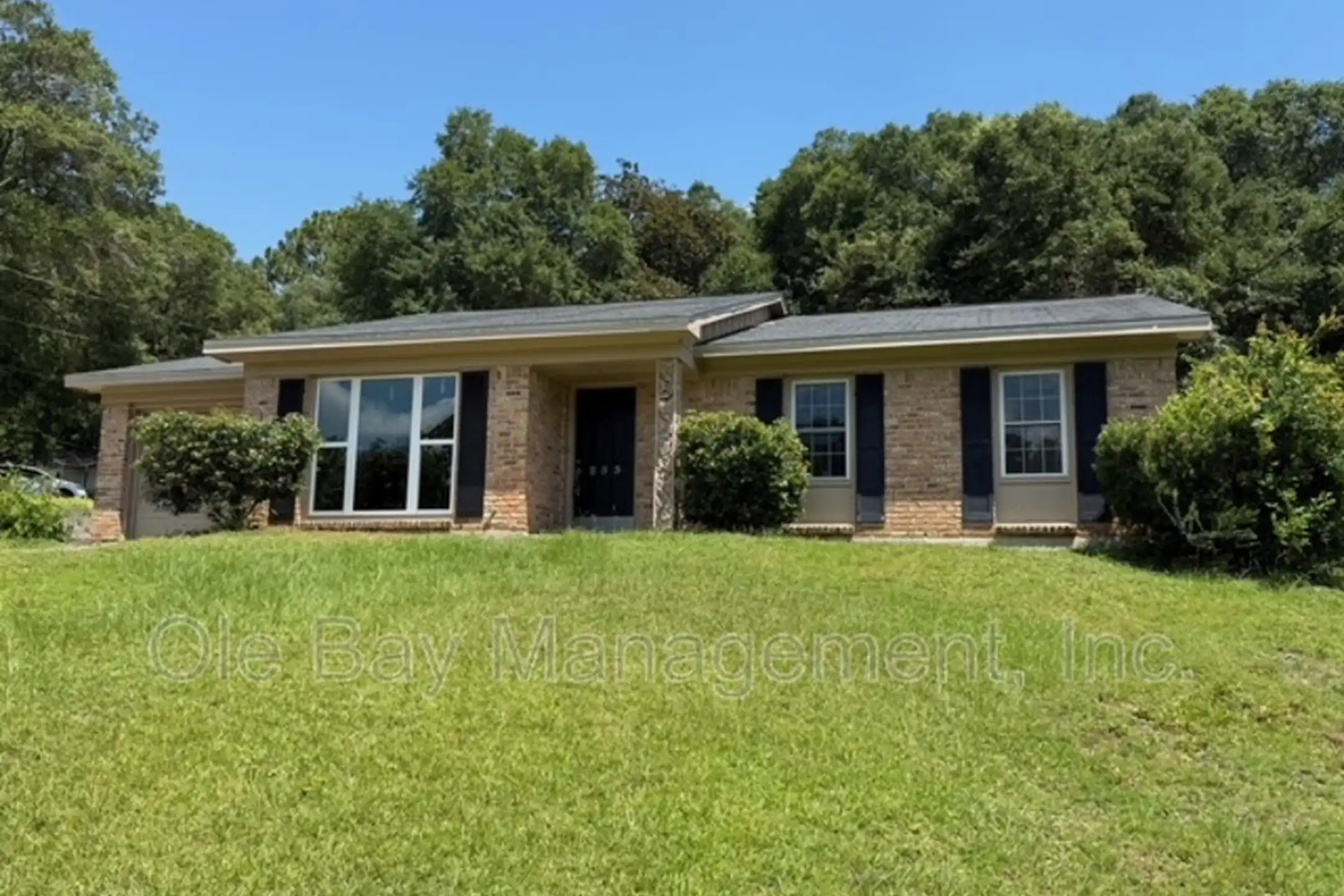 253 Vanderbilt Dr - Mobile, AL | Rent.