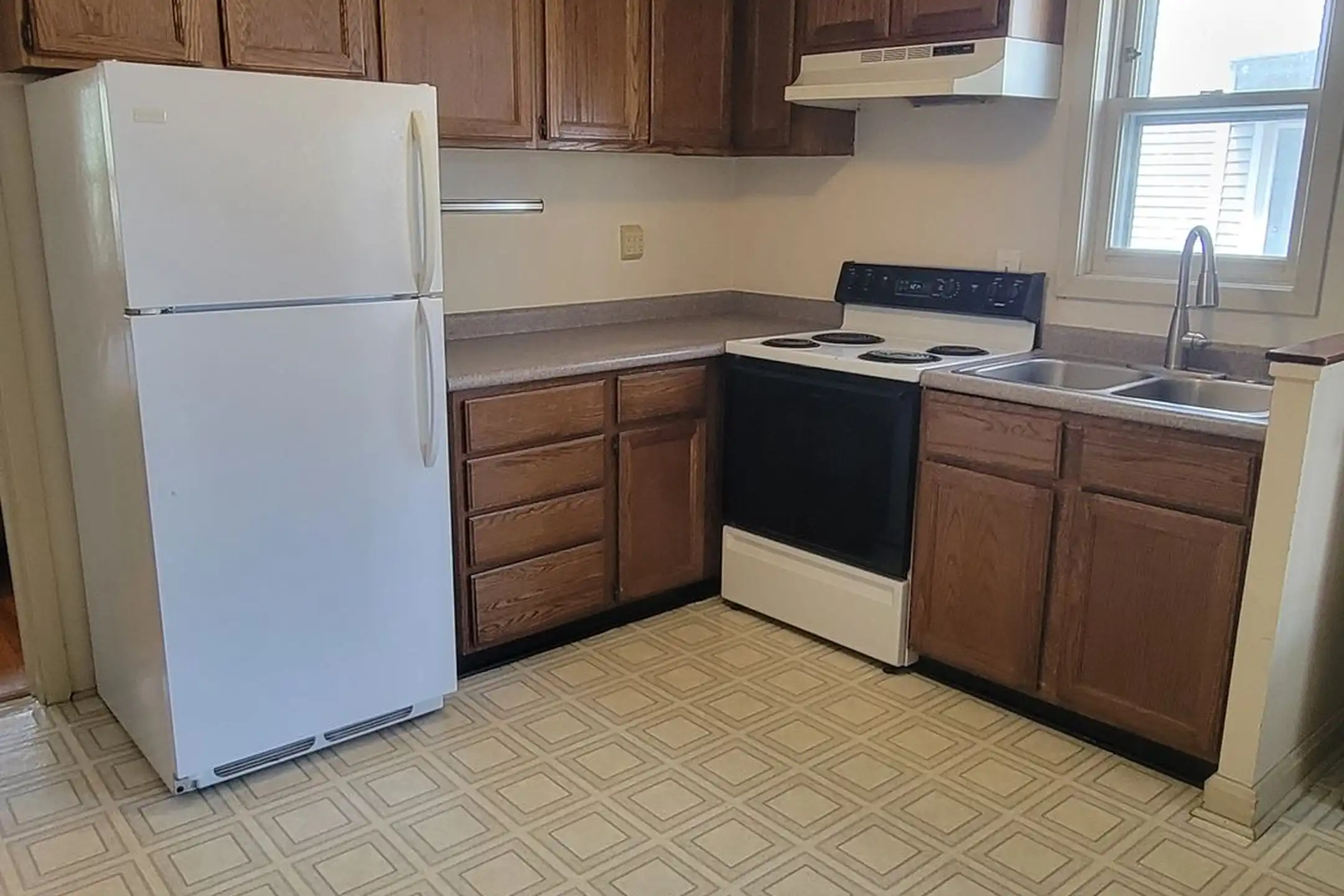 412 S Brearly St unit #2 - Madison, WI | Rent.