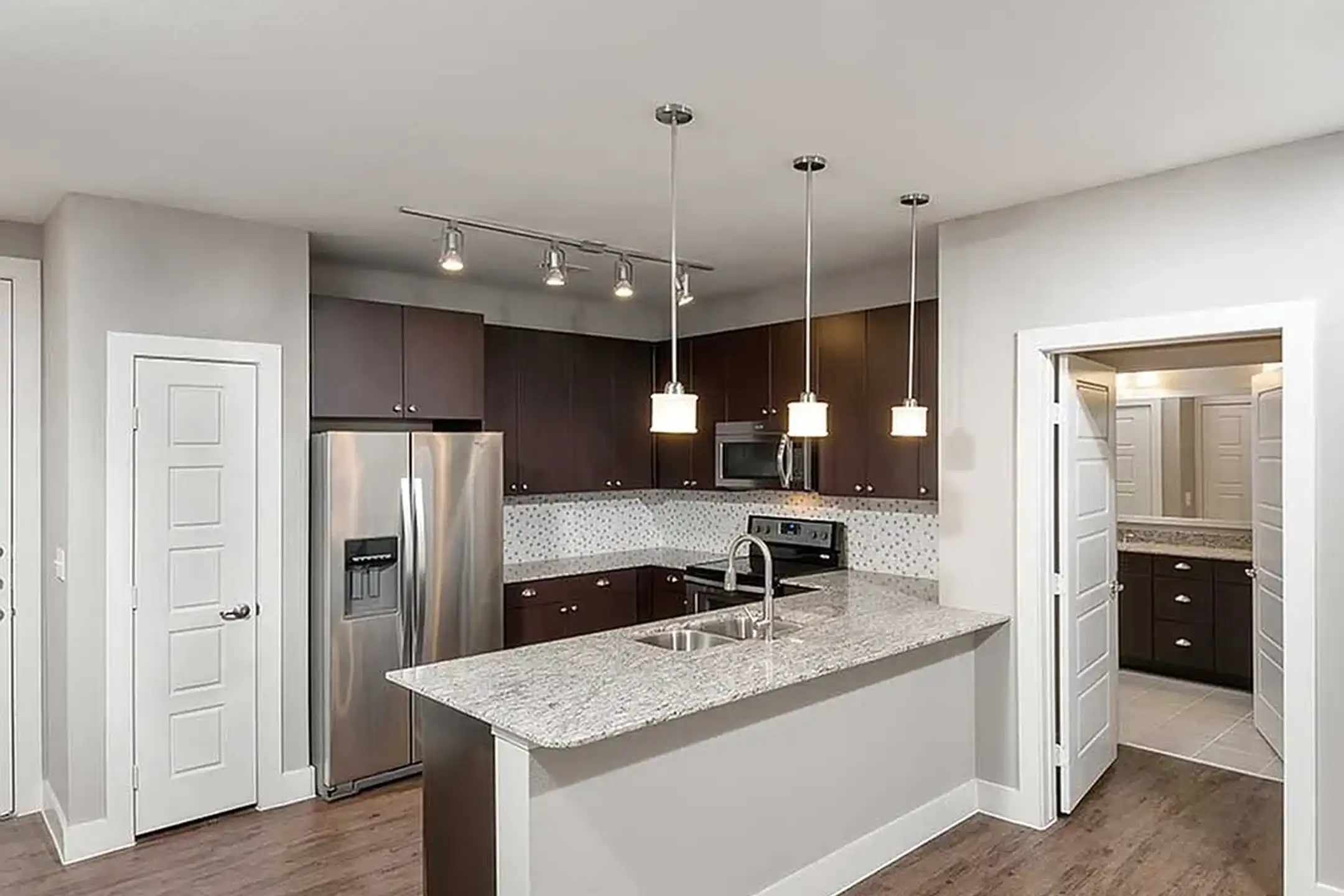 AMLI Frisco Crossing - 7255 Texas Rangers Dr - Frisco, TX | Rent.